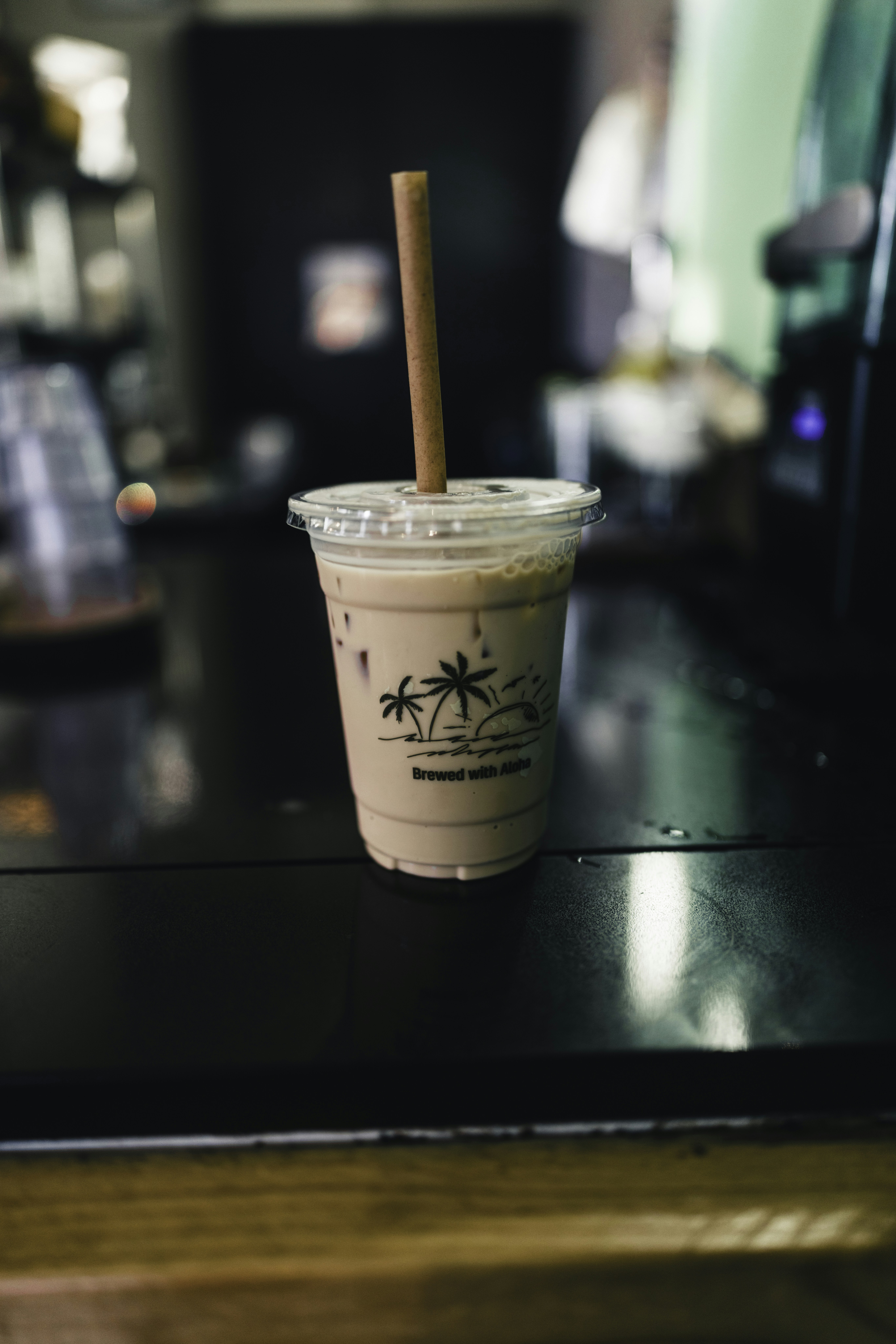 Iced coffee in a clear plastic cup with straw photo – Free Coffee cup ...