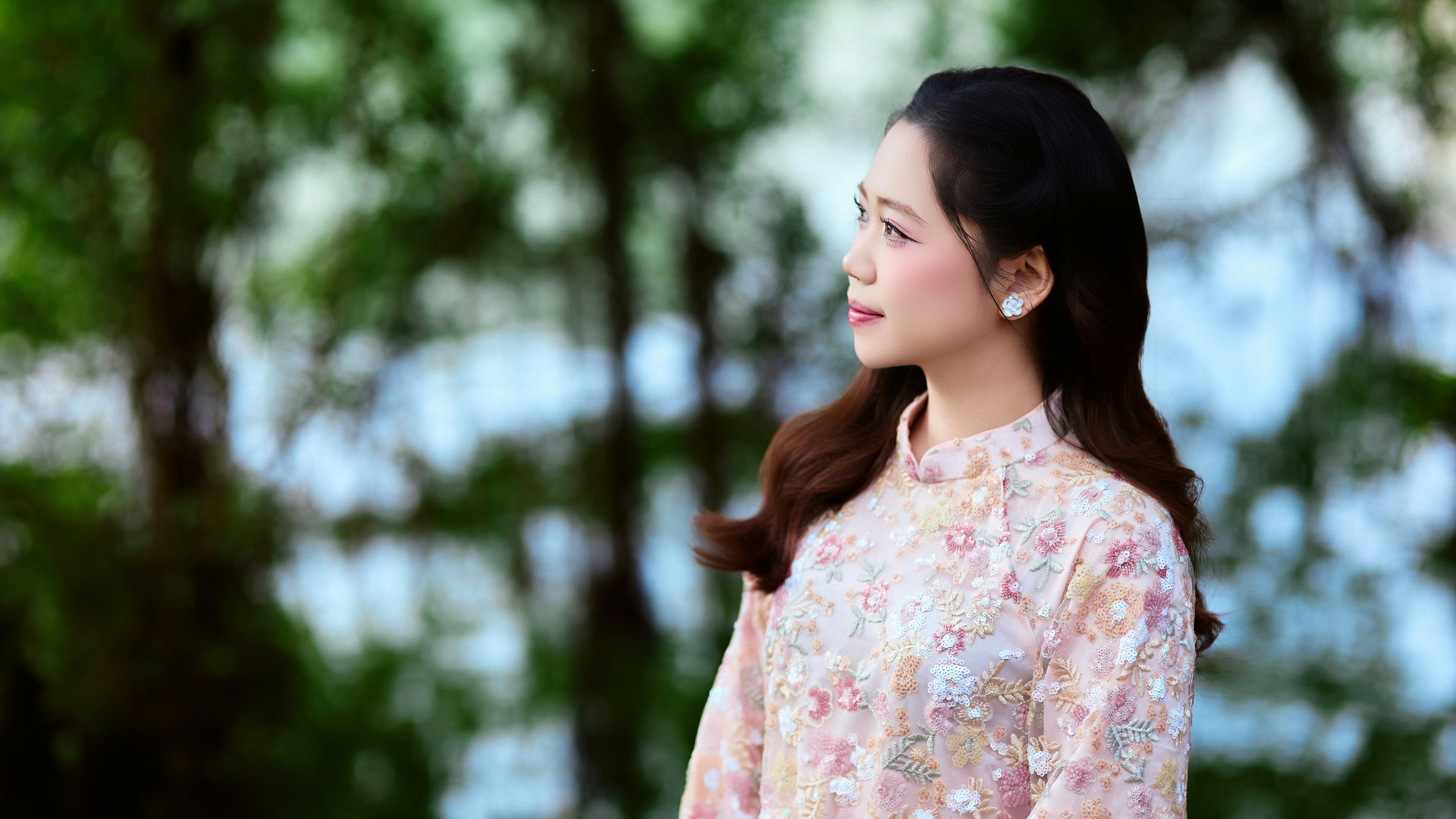Soft Elegance: Portrait in Floral Silk
