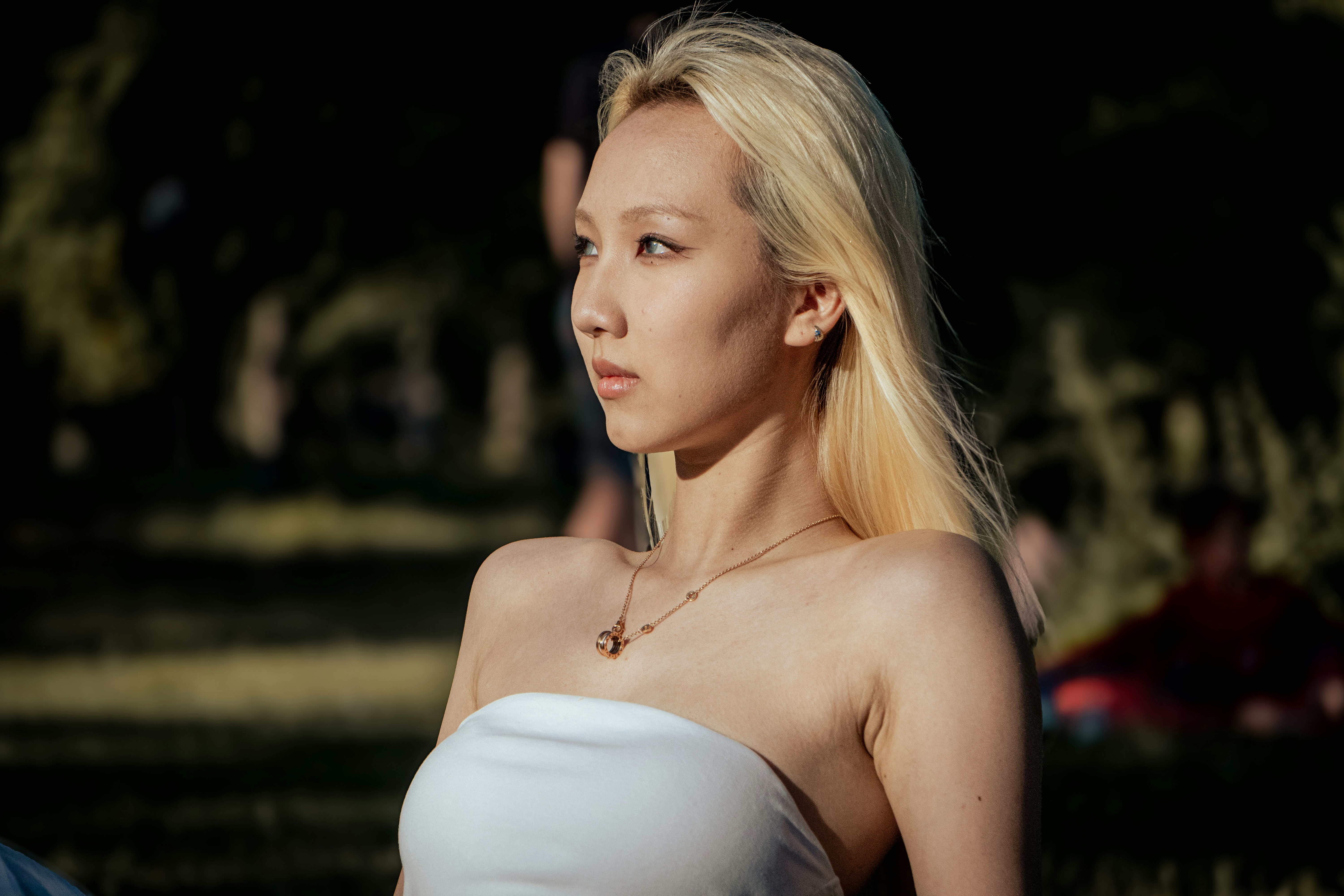 Golden Hour Portrait: Quiet Confidence Under Park Shade