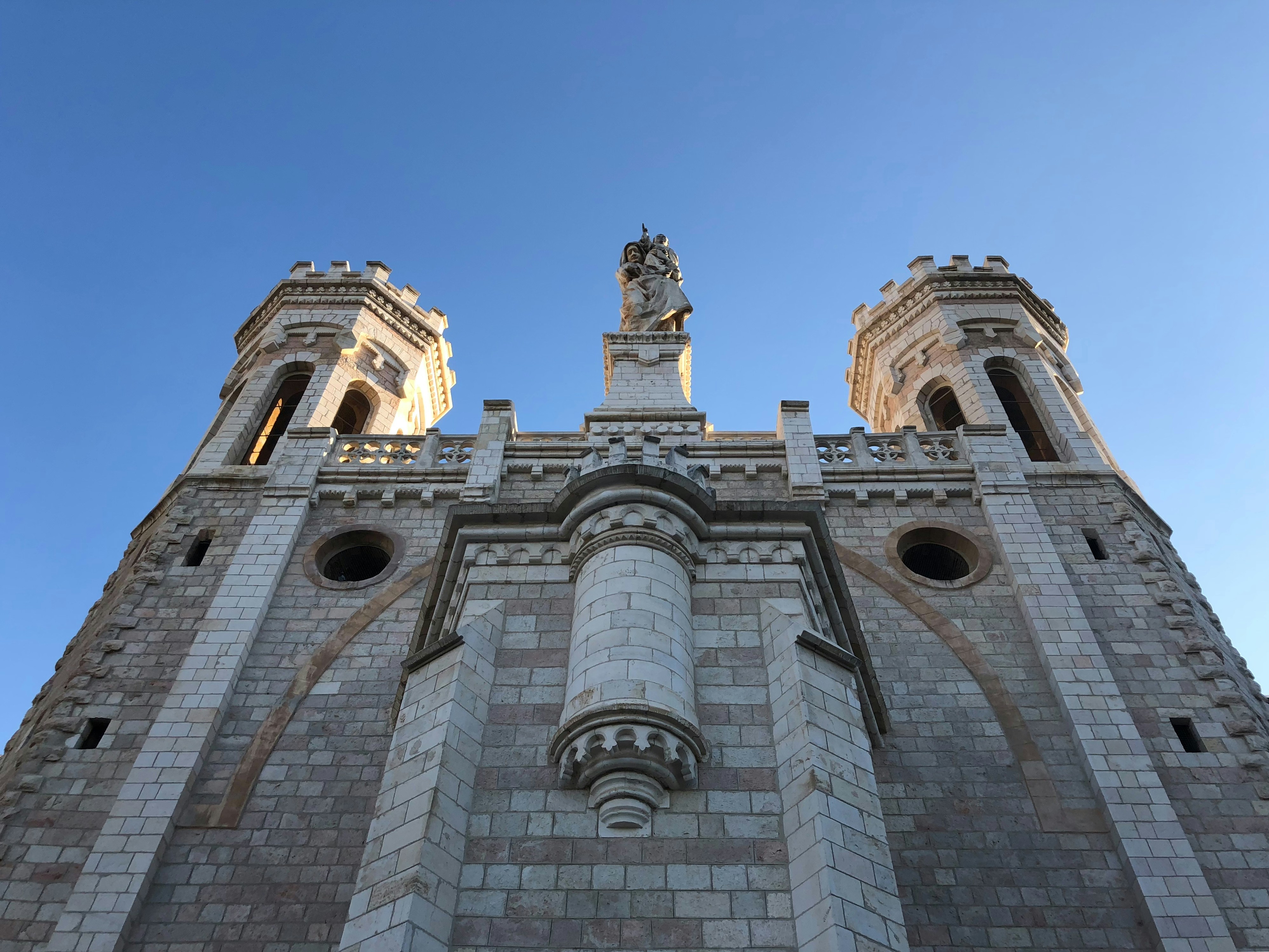 Fr. Daniel Ciucci (@dannyboy4125) | Comunidade de fotos da Unsplash