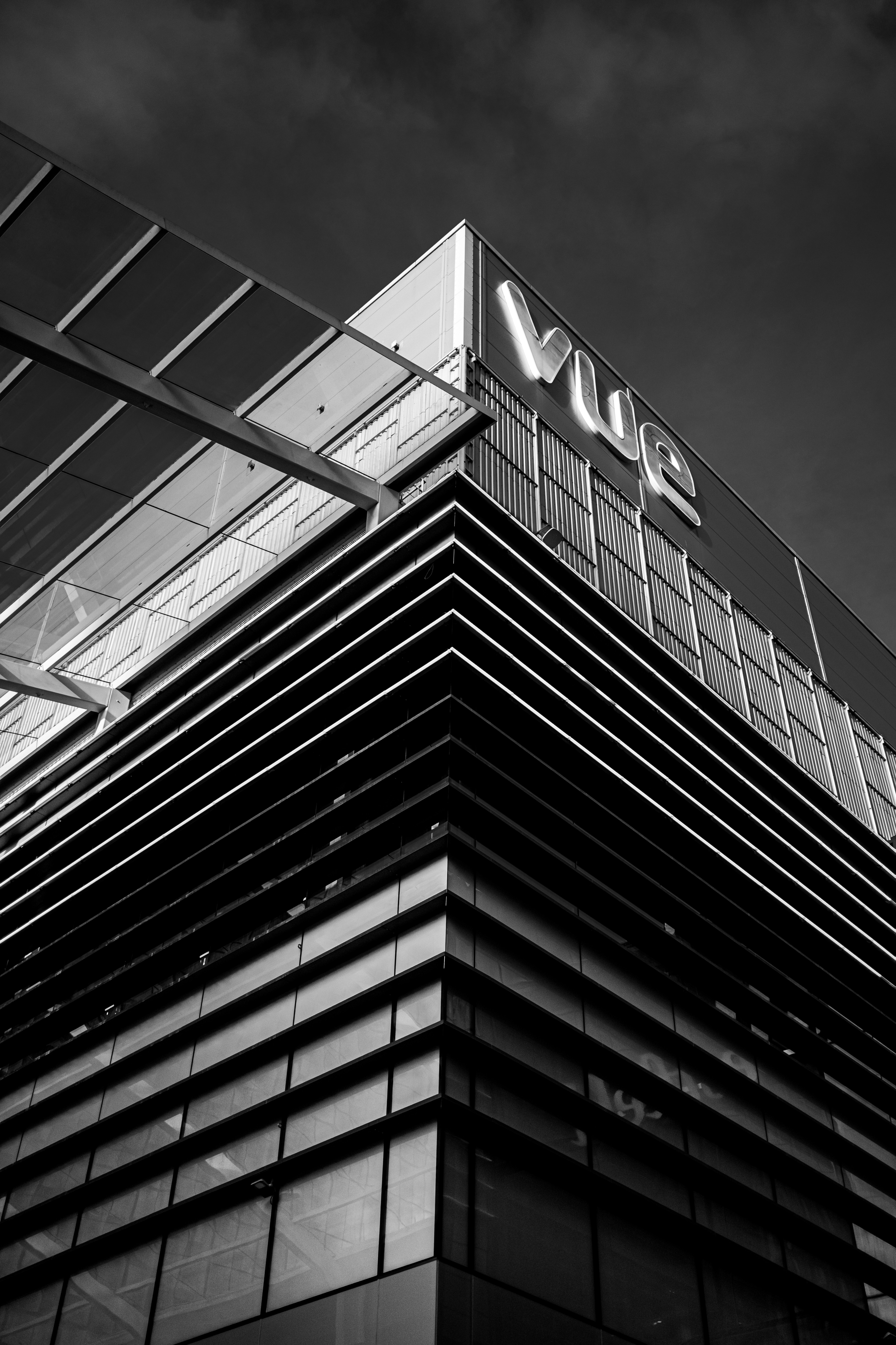 Urban Architecture: The Converging Edge of Glass and Steel