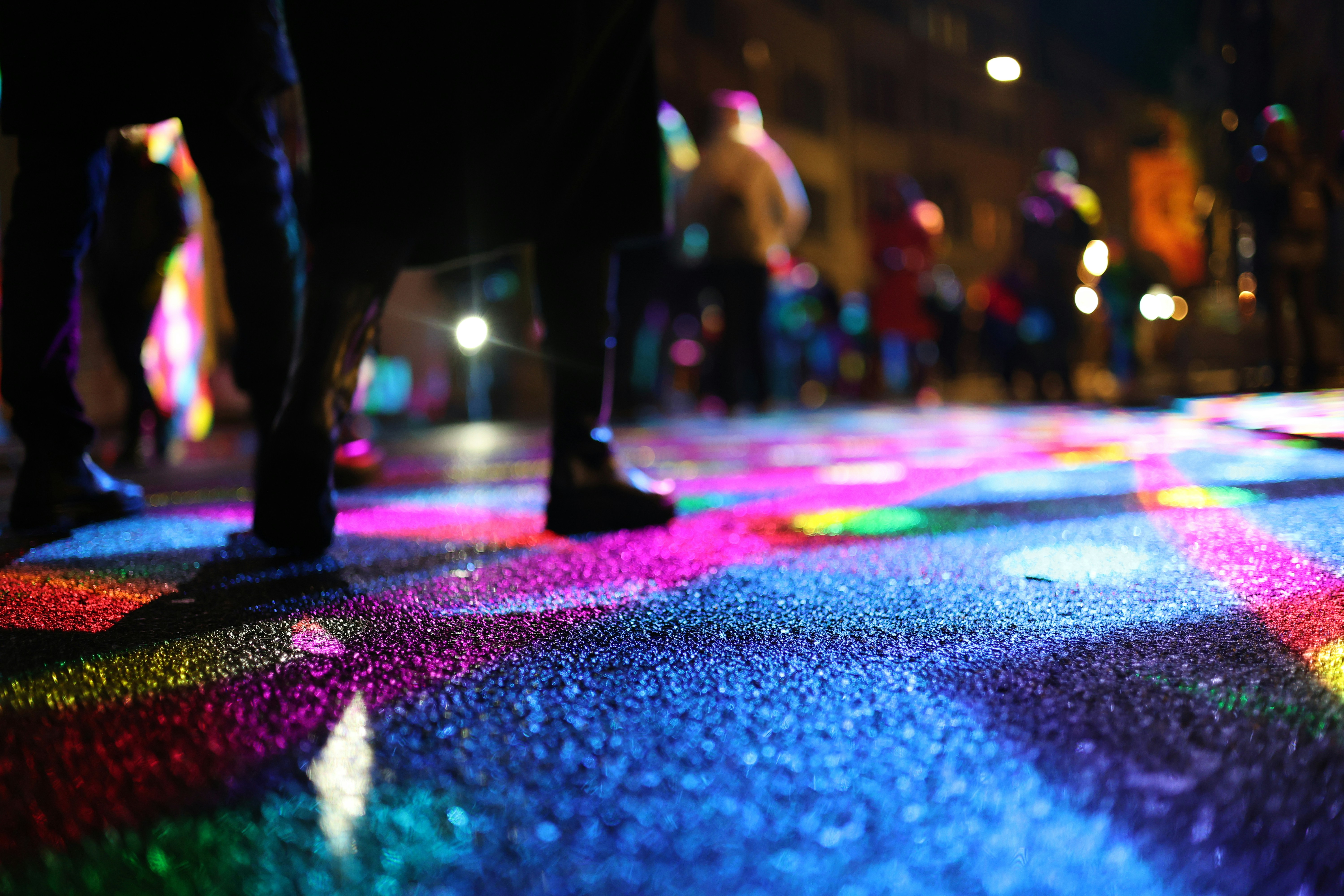 Neon Crystals Under Foot: A Night Walk on Painted Light