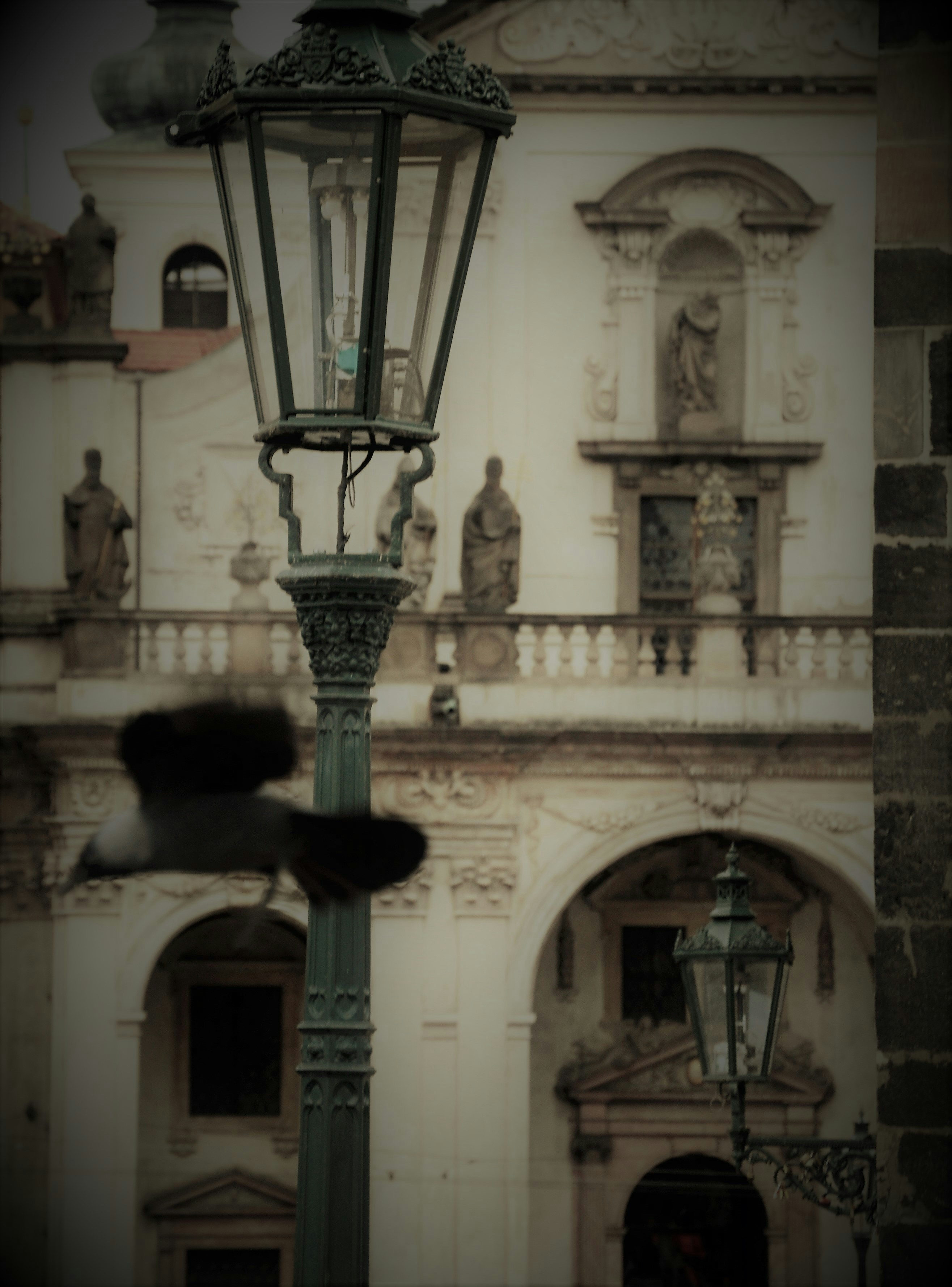 Gaslamp Reverie: A Venetian-Style Courtyard Lanterns and Facades