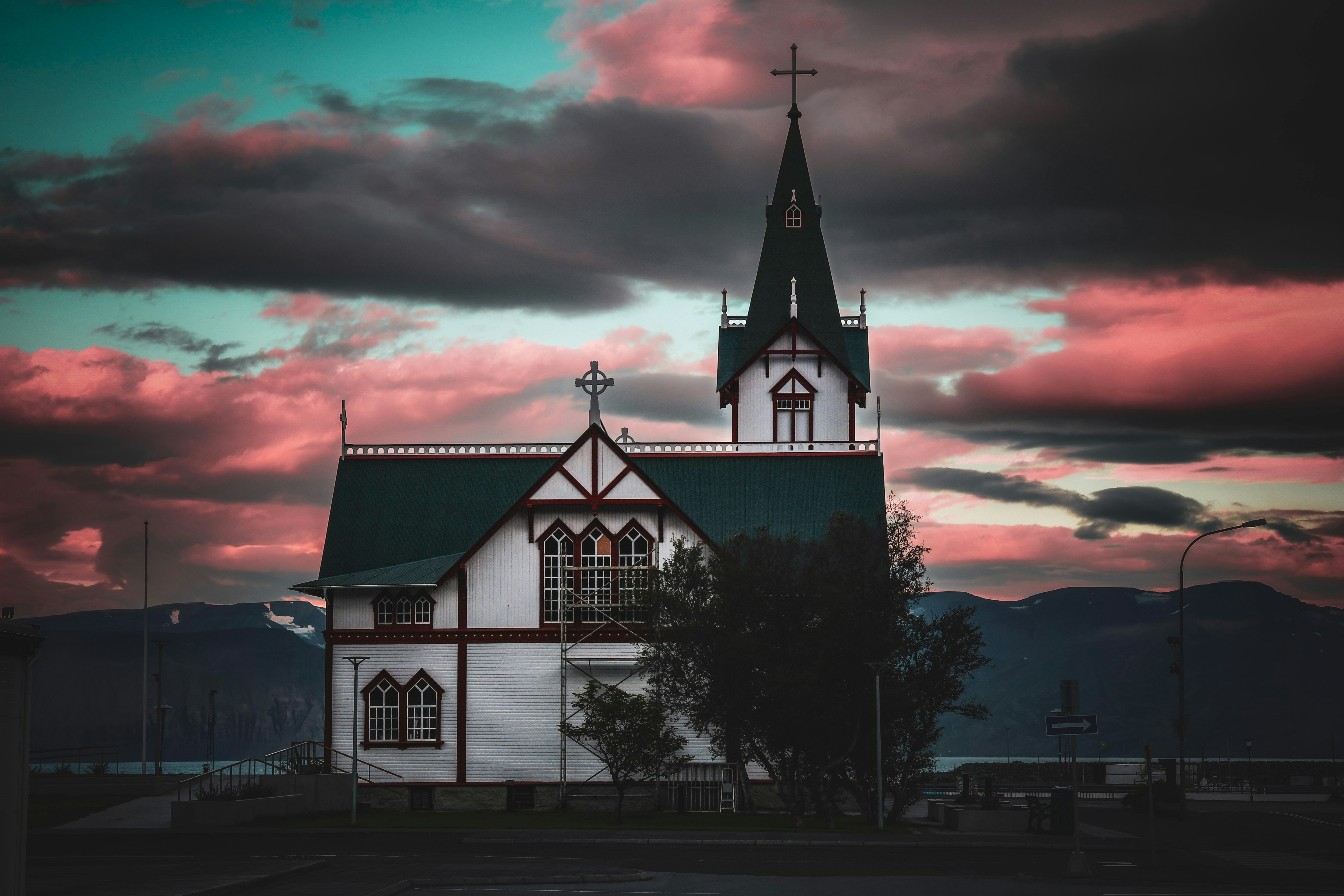 Chapel at Dusk: A Nordic Harbor Church under a Velvet Sky
