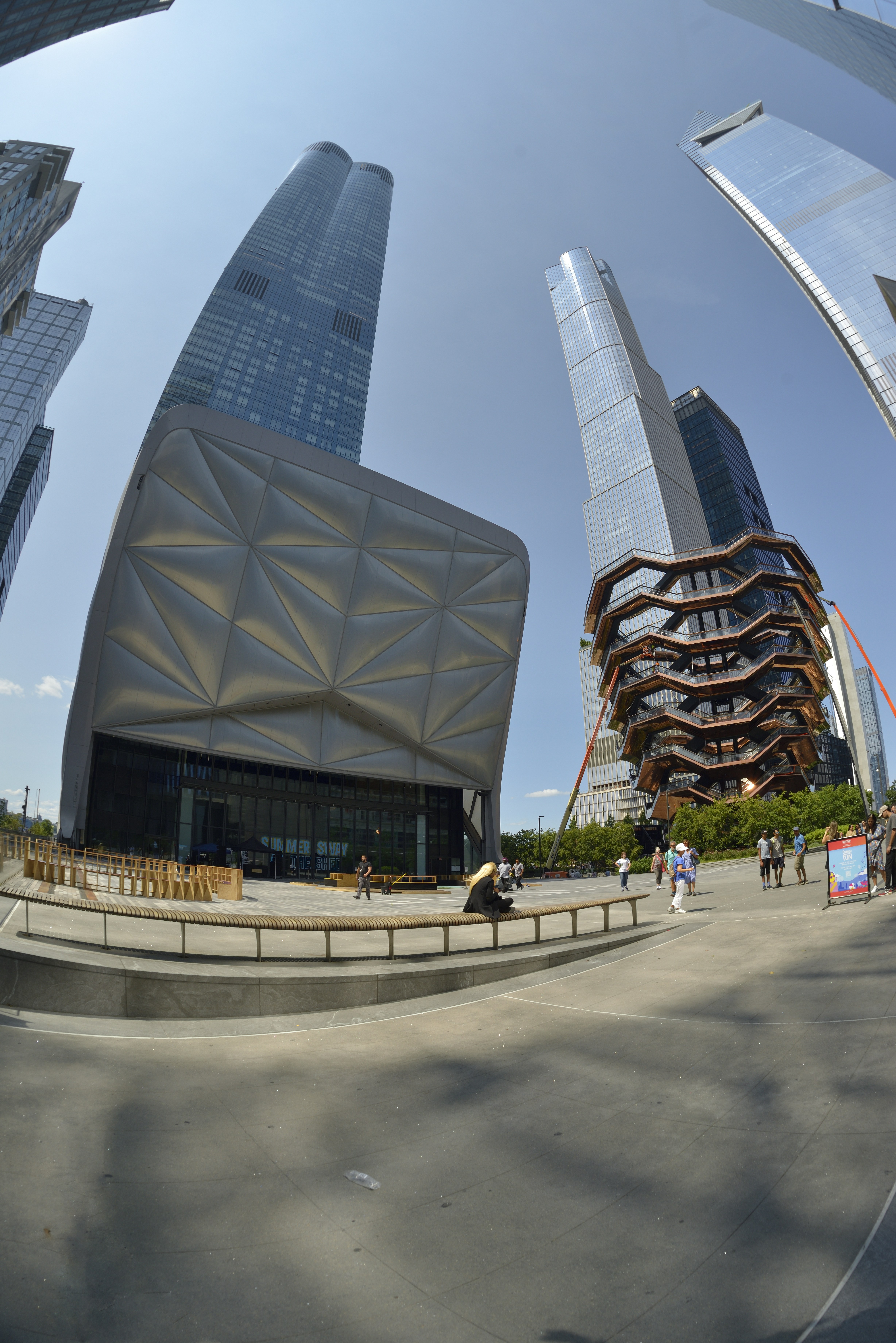 Gratte-ciel modernes et le navire à New York. photo – Image gratuite de ...