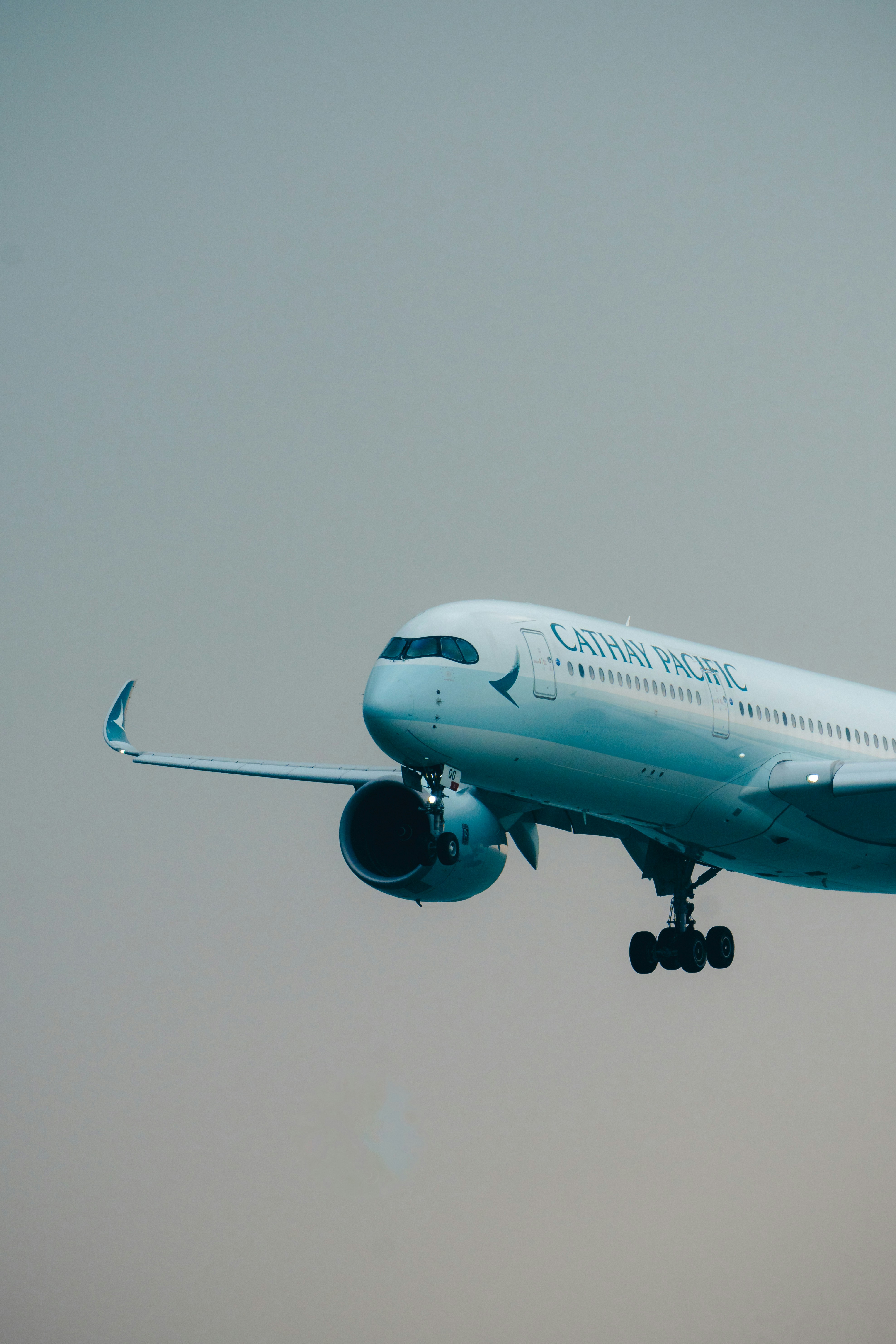 Ascending Silence: A Cathay Pacific A350 in Quiet Descent