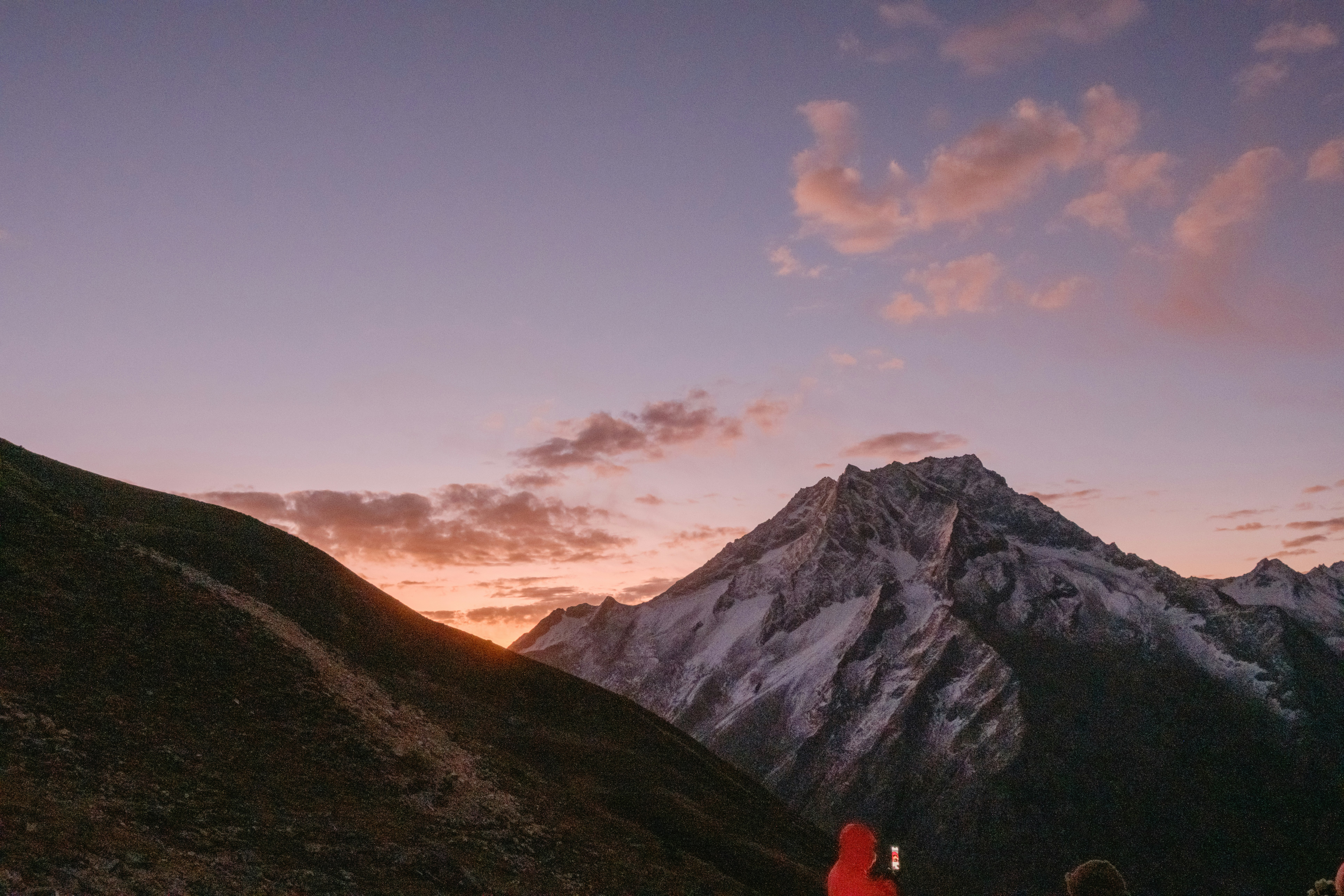 Sunrise Summit: Jawline of Peaks At Dusk