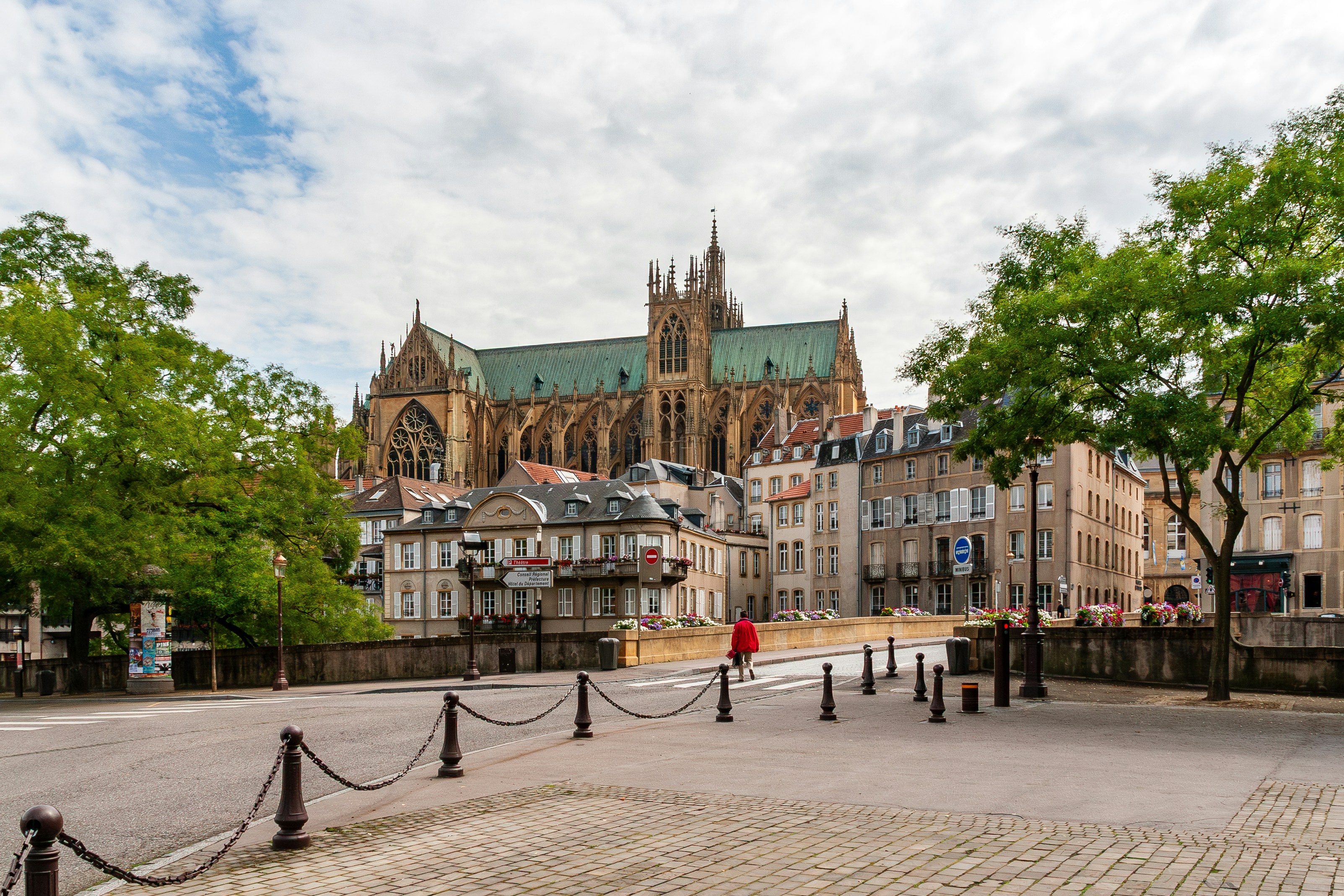 Gothic Cathedral Framed by a Quiet Town Square