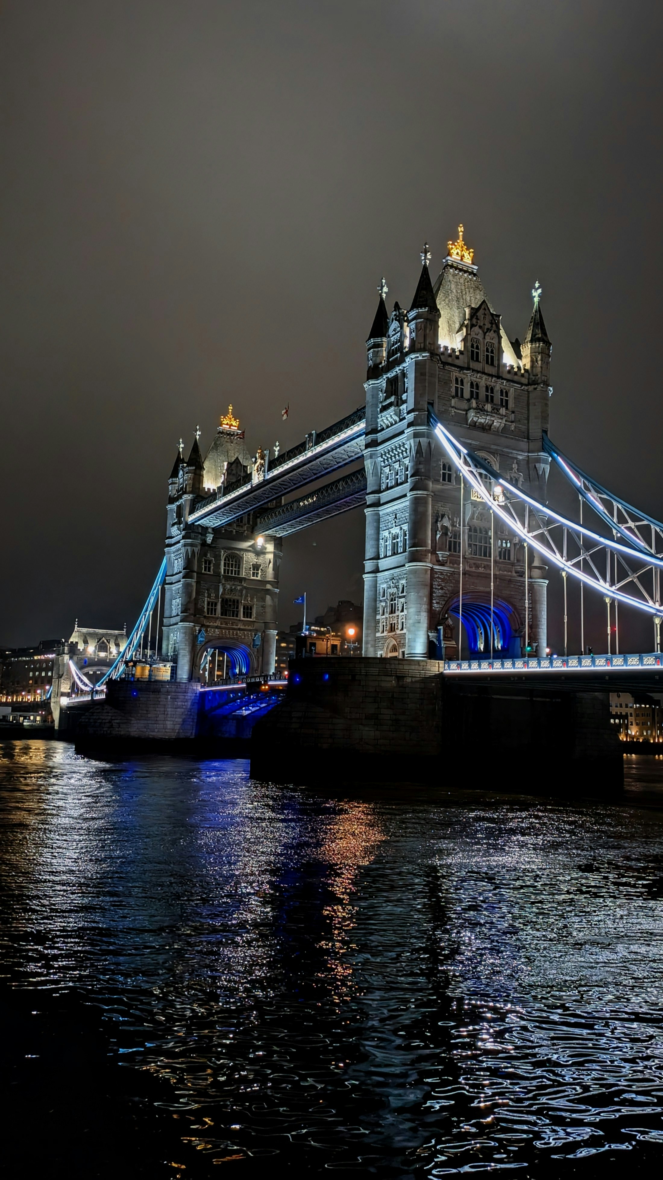 Tower Bridge at Night: Illumination over the Thames