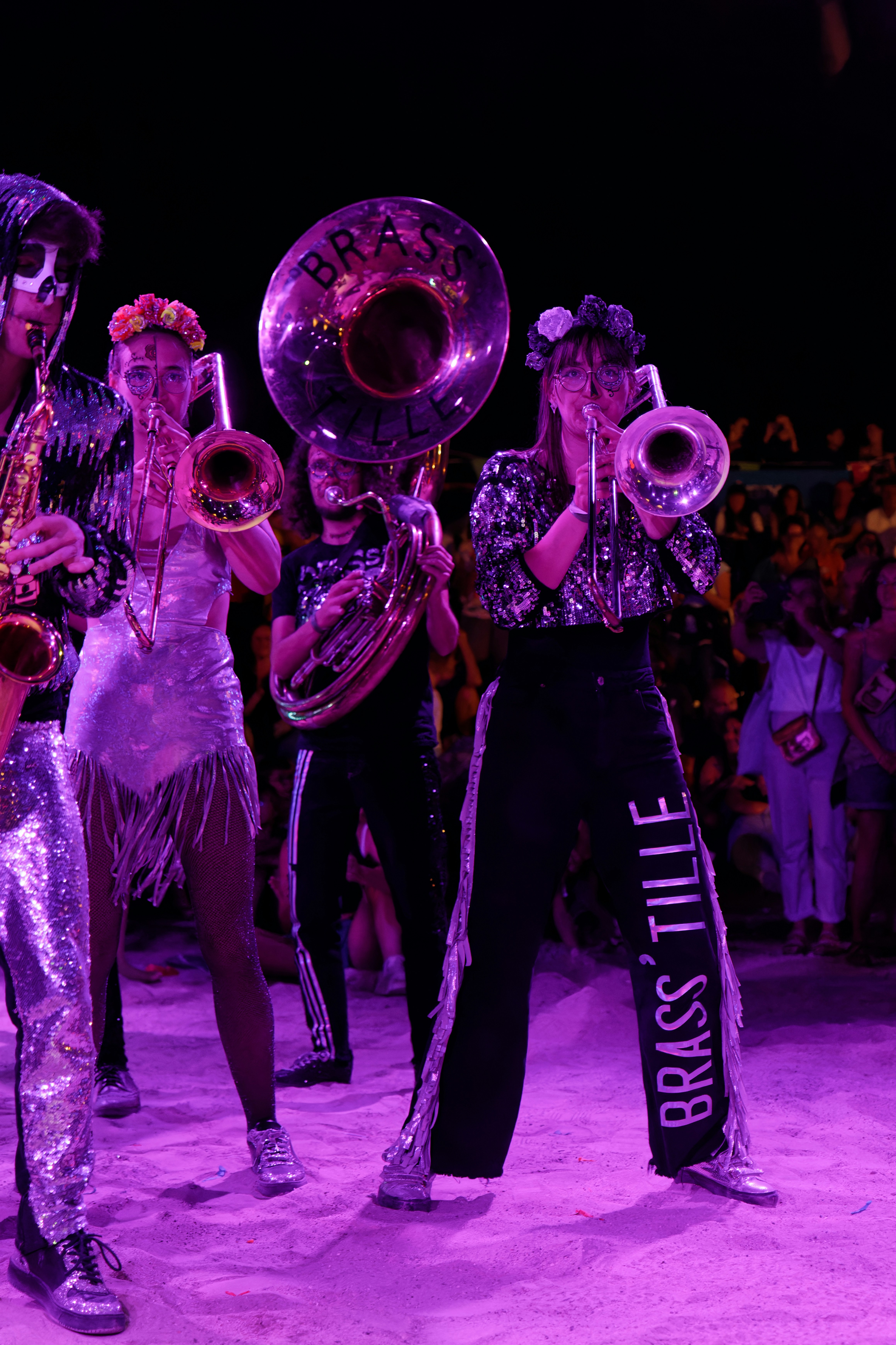 Brass in Bloom: Night Parade of a Glitzy Brass Ensemble