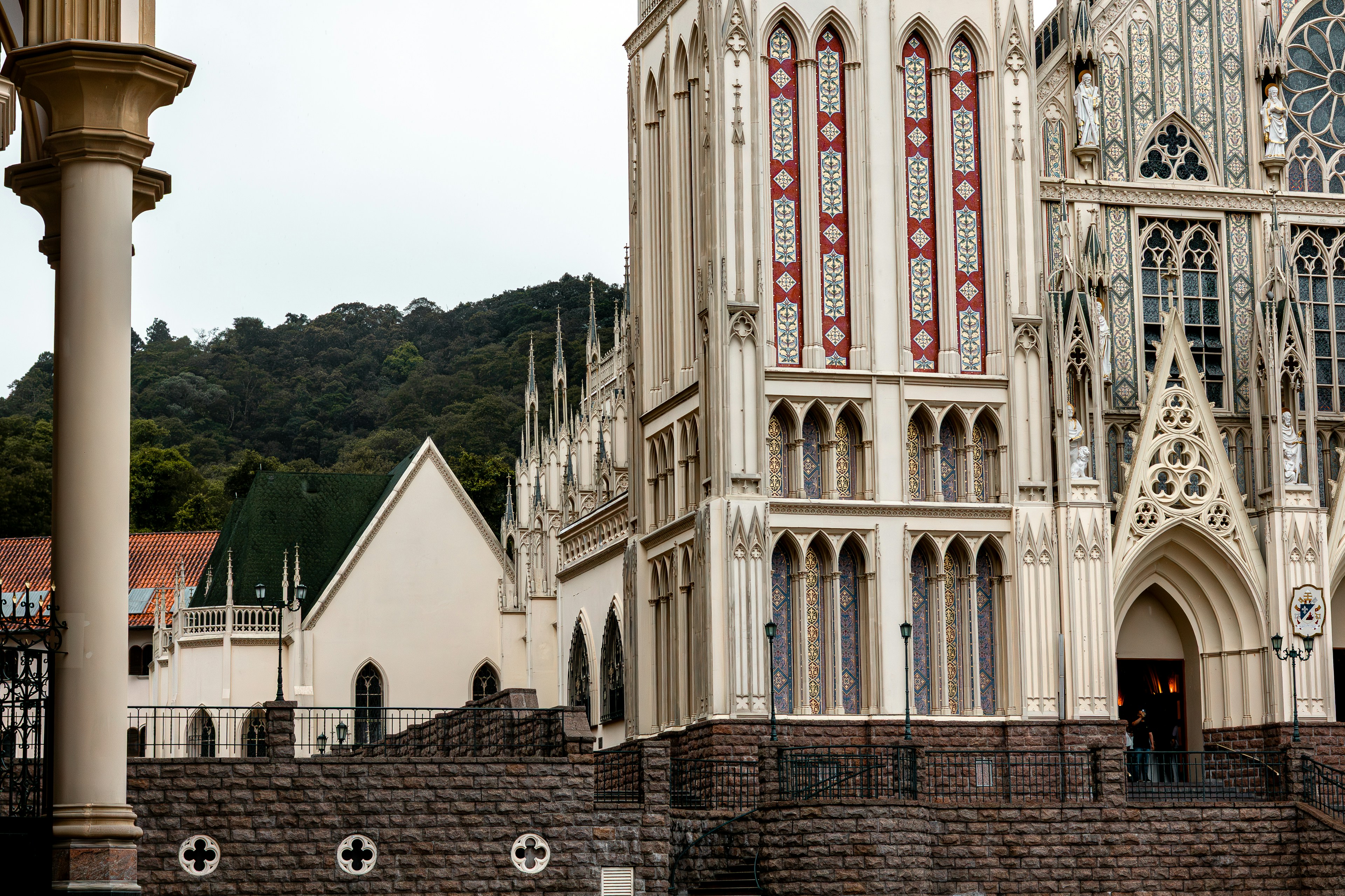 Gothic Facade Overlook: Close-up on the Cathedral’s Ornamented Gables