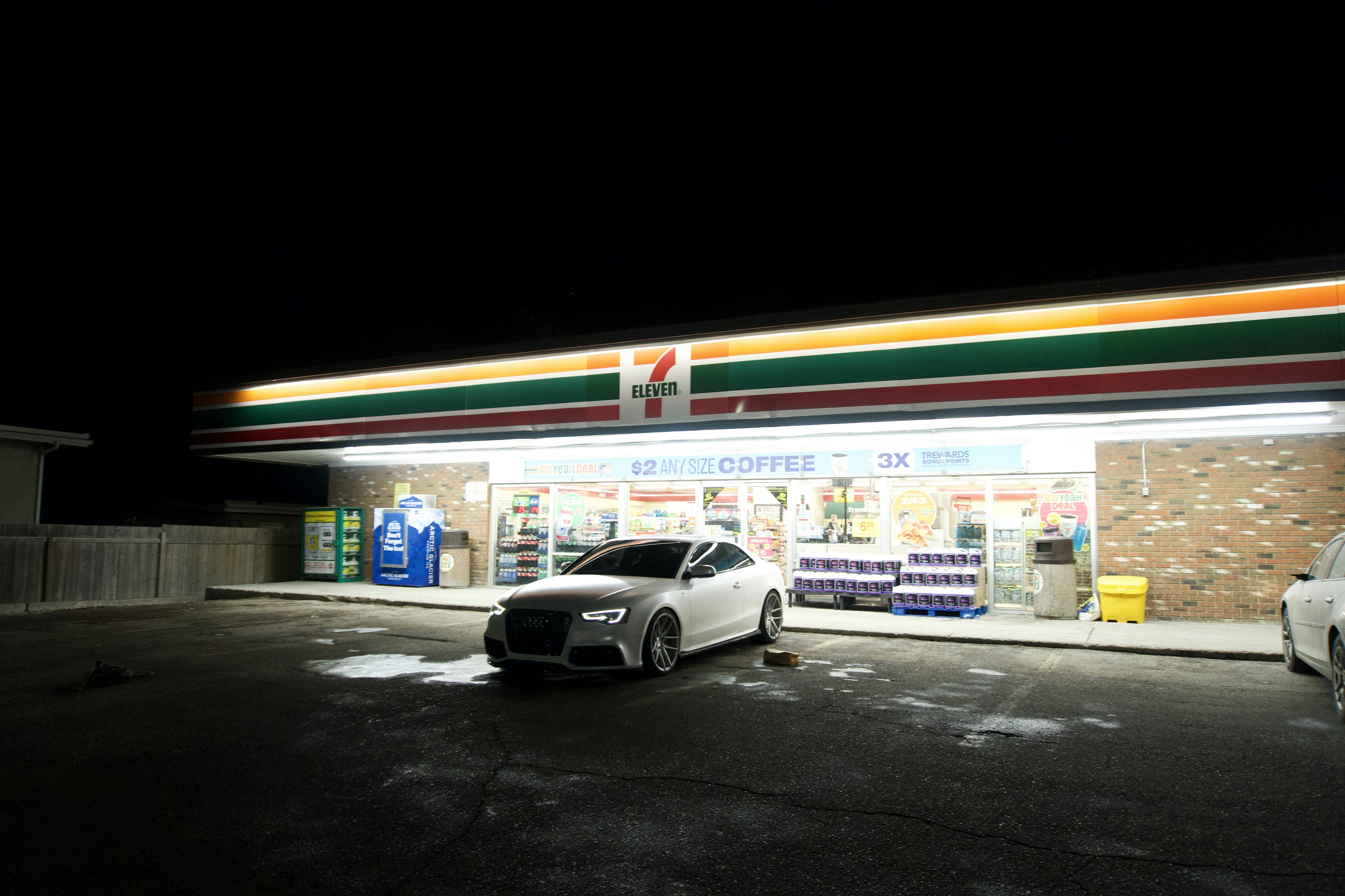 Night Departures at the 7‑Eleven: A Quiet Pause by the Pump