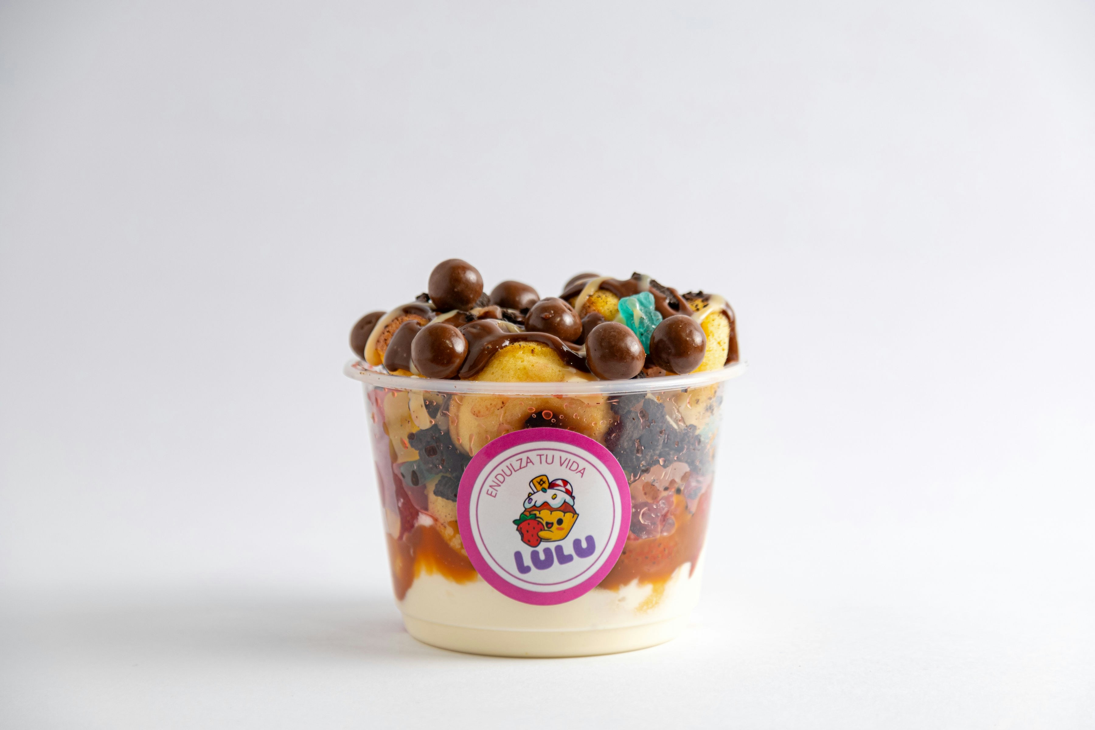 Sweet Capsule: A Cup of Crunchy Cheesecake Pearls