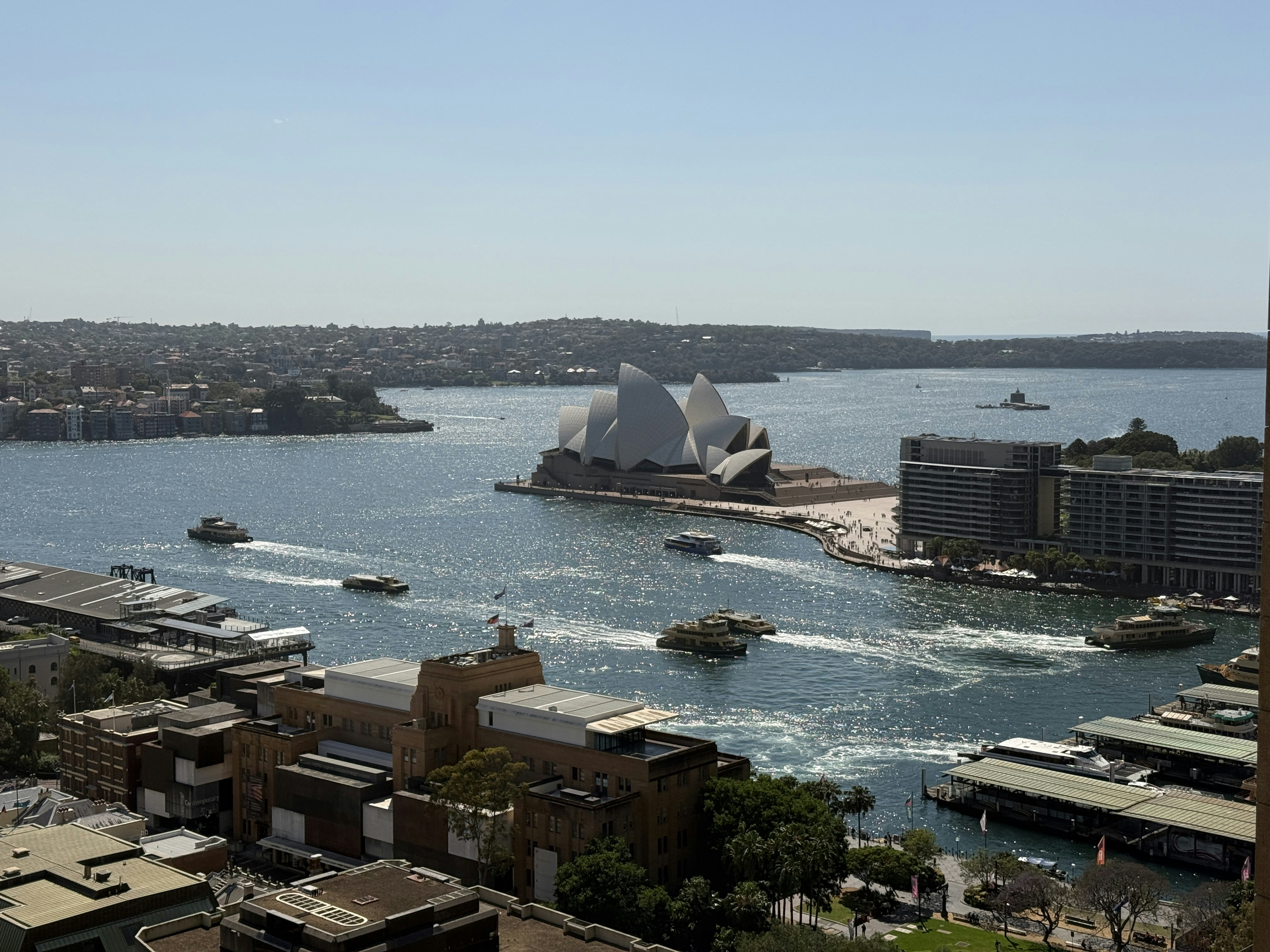 Sydney opera house and harbor with boats on the water photo – Free ...