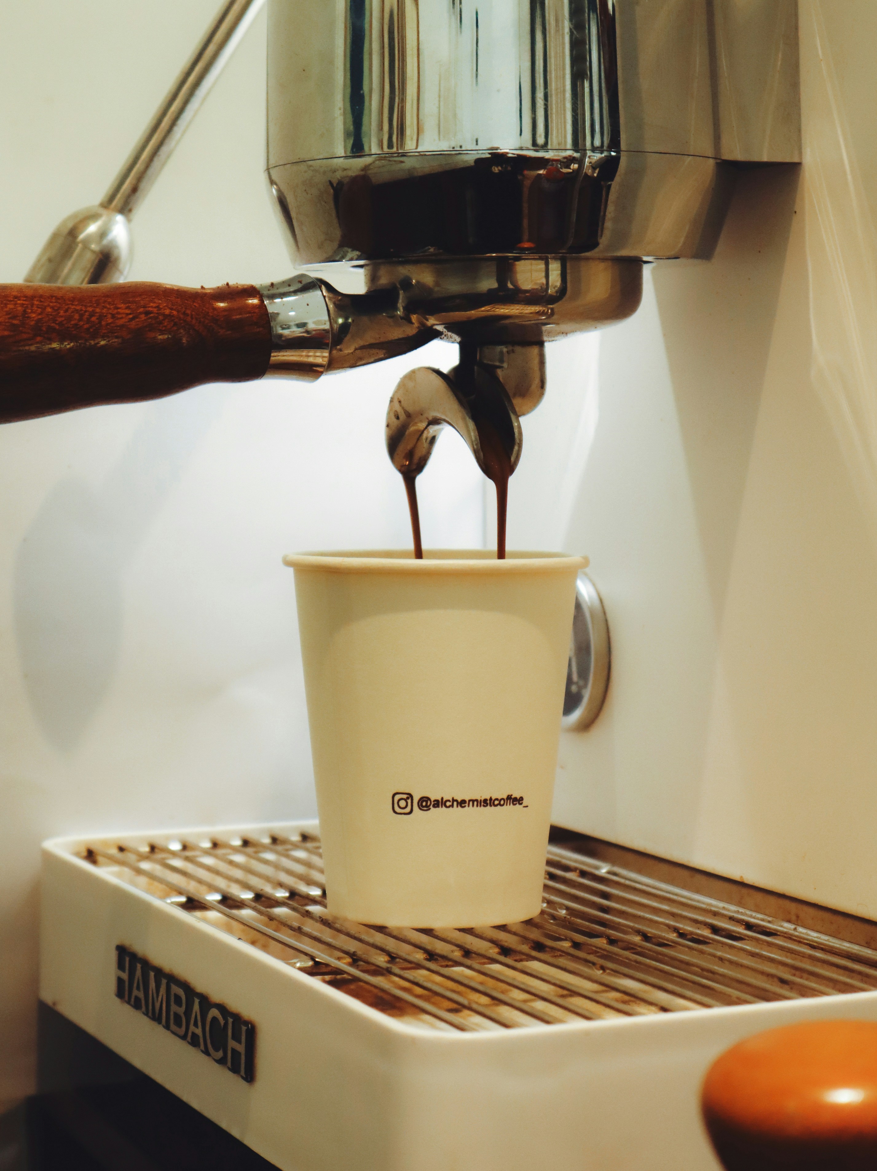 Espresso Pulse: Creamy Streams from a Vintage Machine