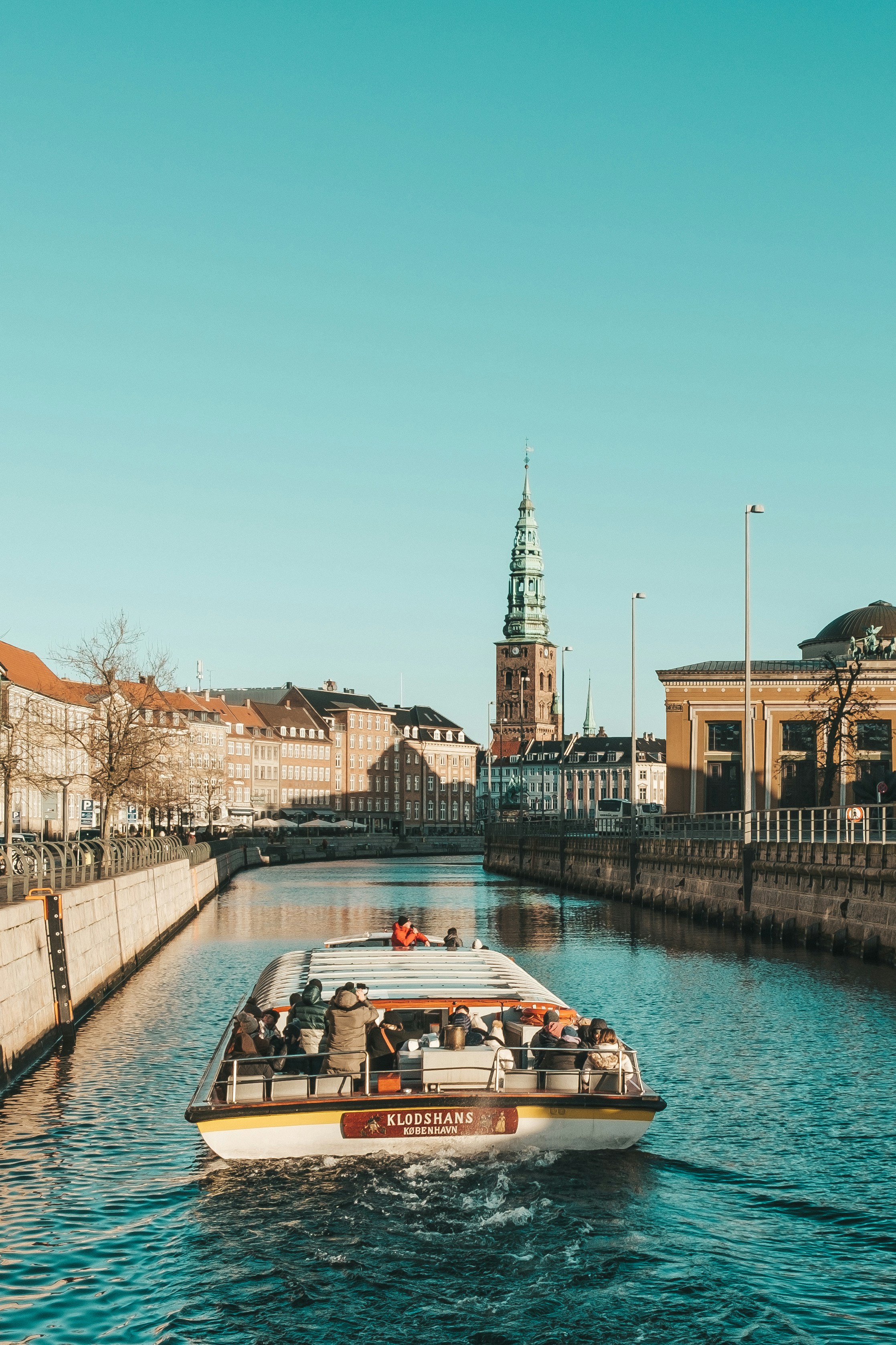 Canal Tour Under a Clear Copenhagen Sky
