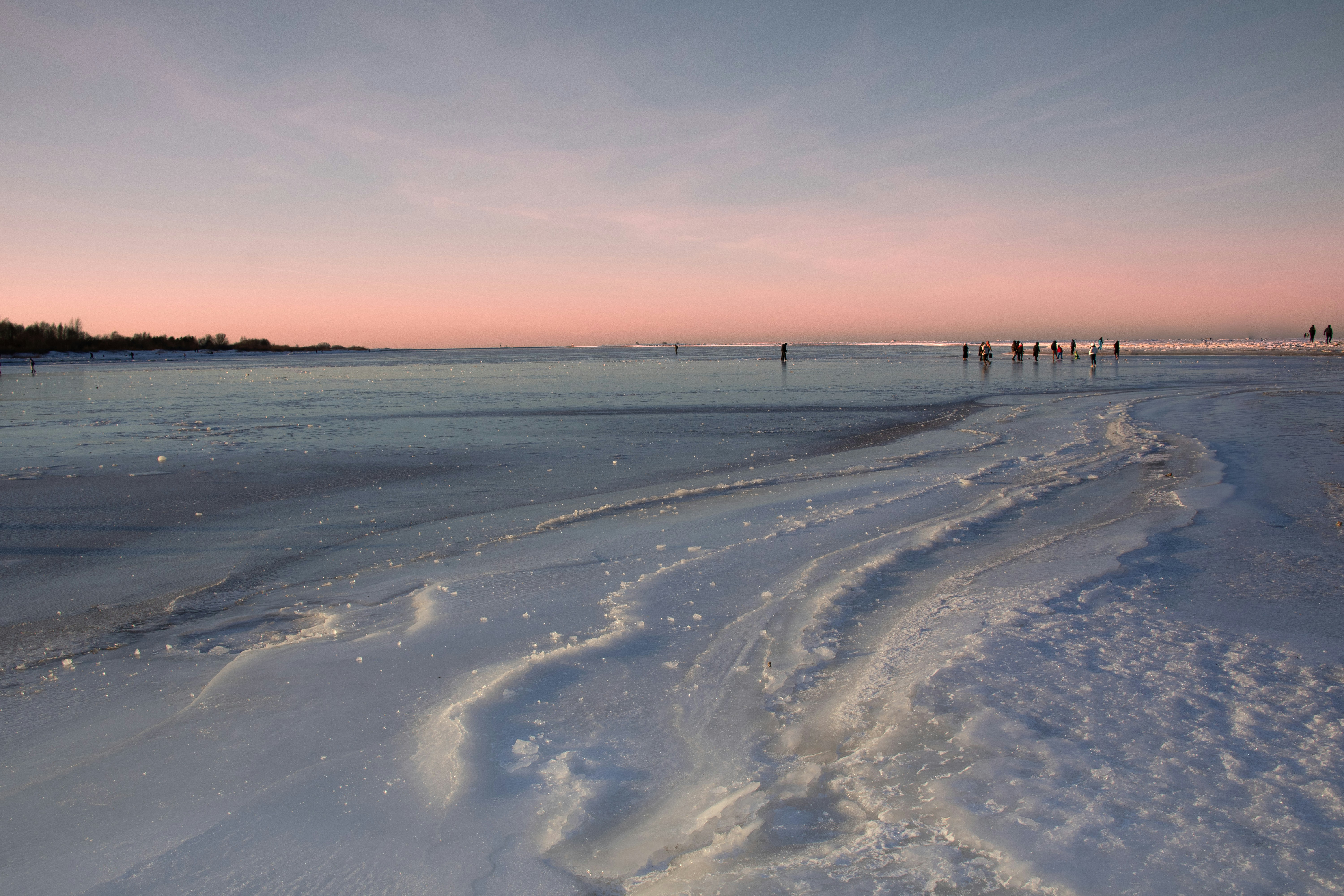 Dawn on the Frost-Glazed Shoreline