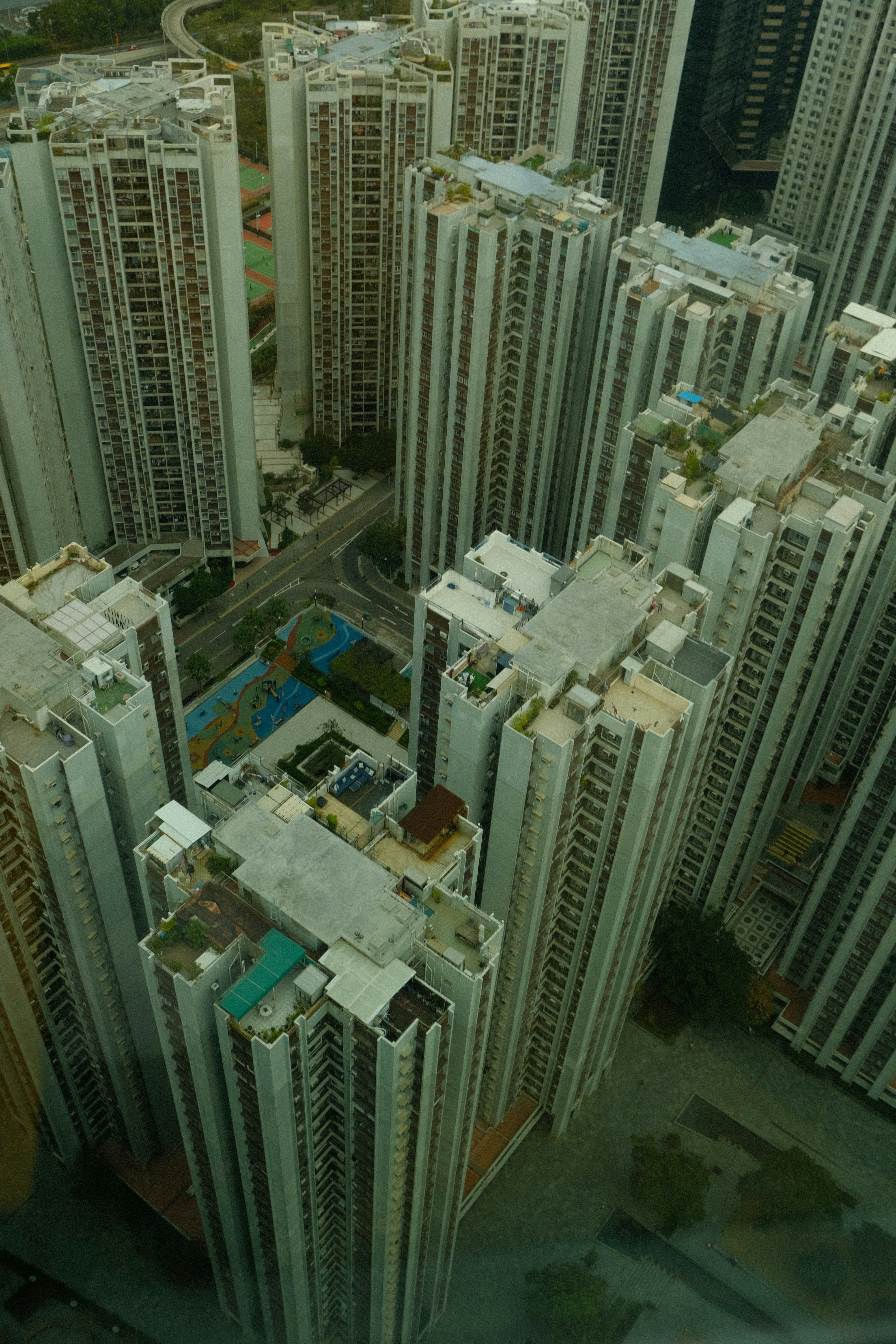 Towering Grid: A Bird’s-Eye Tangle of High-Roise Living