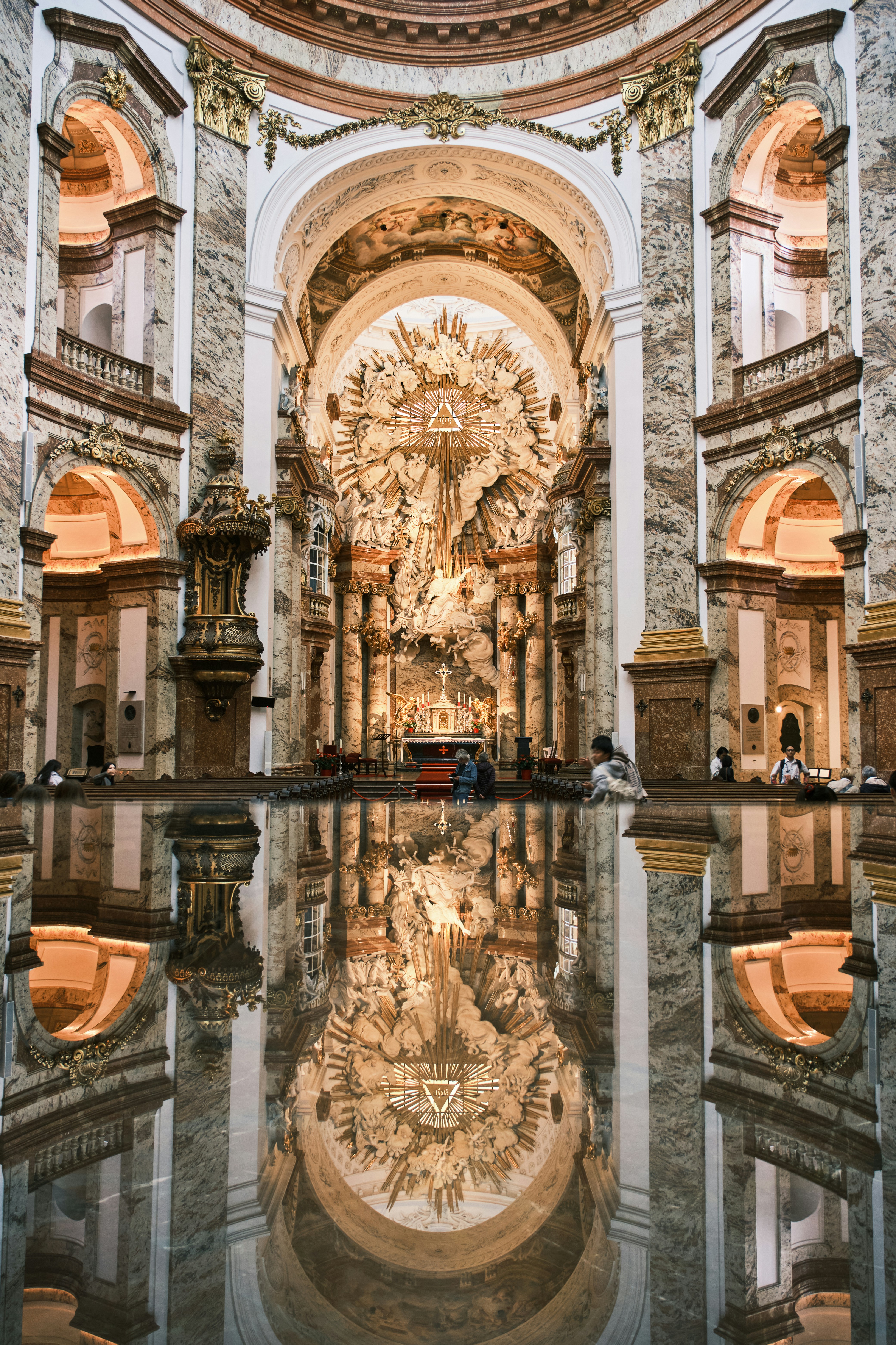 Vault of Echoes: A Mirror Image of Baroque Grandeur