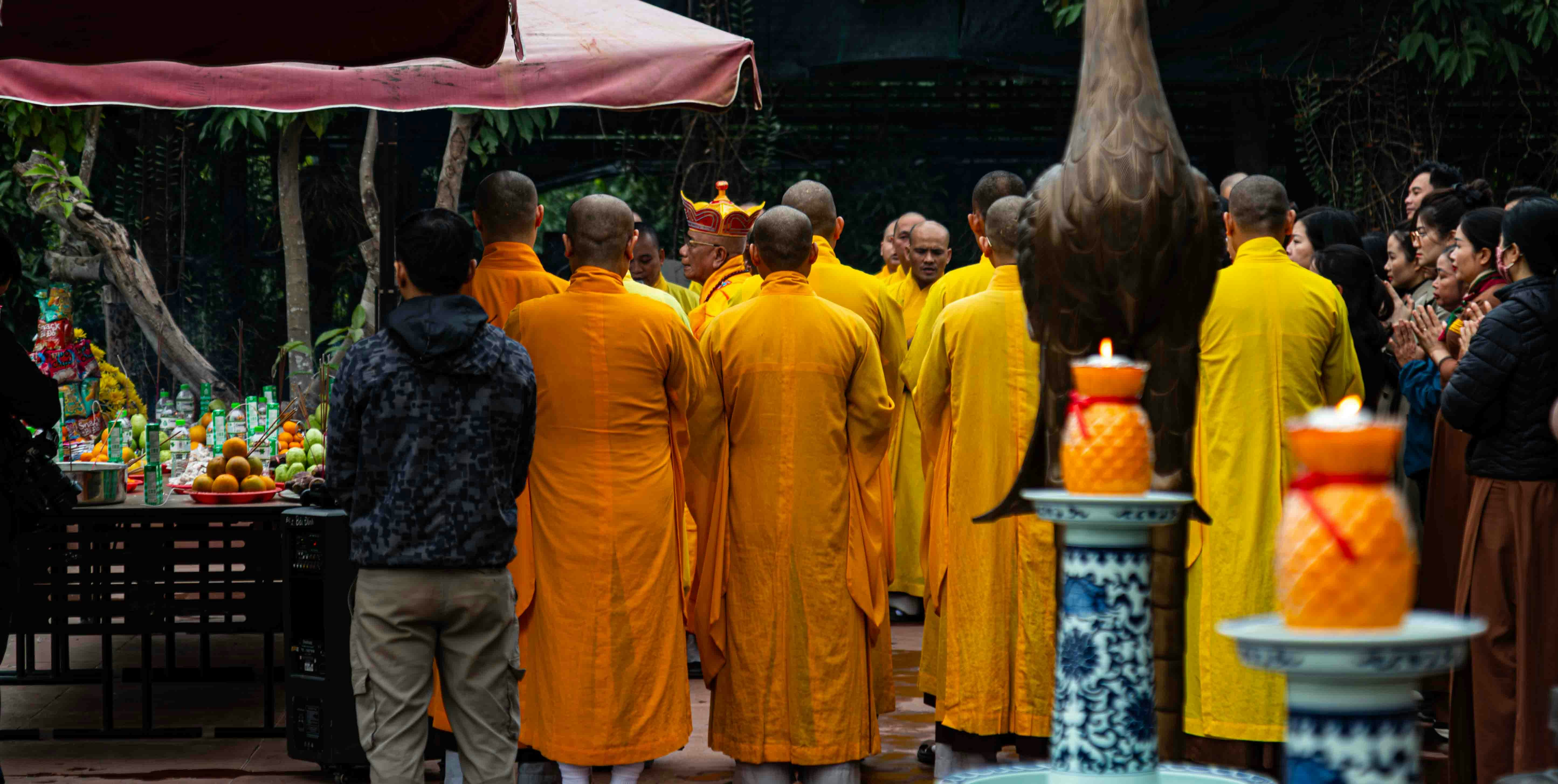 Monks in Orange Ranks: A Quiet Assembly at the Shrine