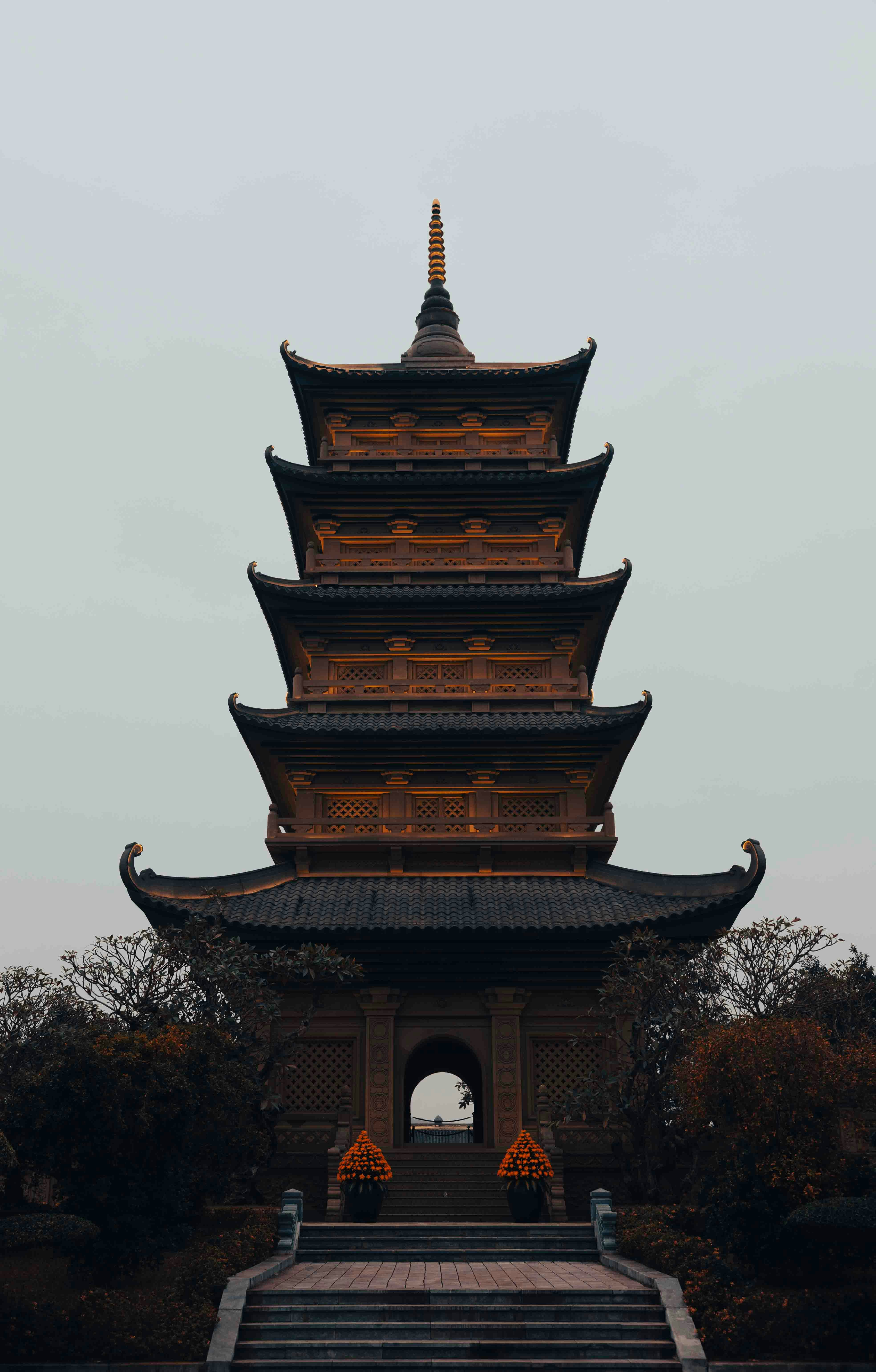 Five-Tiered Lantern of the Dawn: A Temple Tower Reaching Toward the Sky