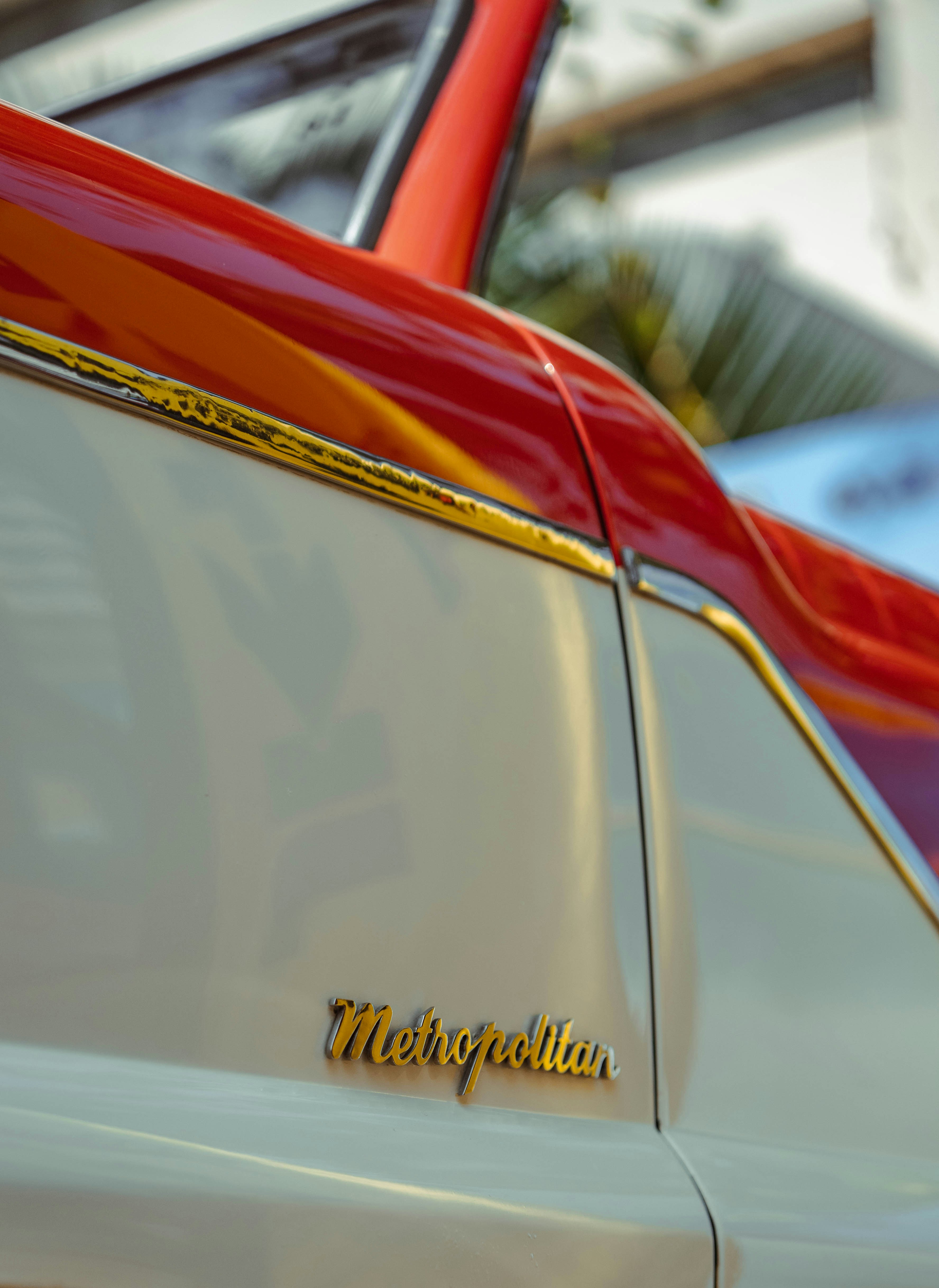 Chrome Script: The Metropolitan Emblem on a Retro Chevrolet Truck
