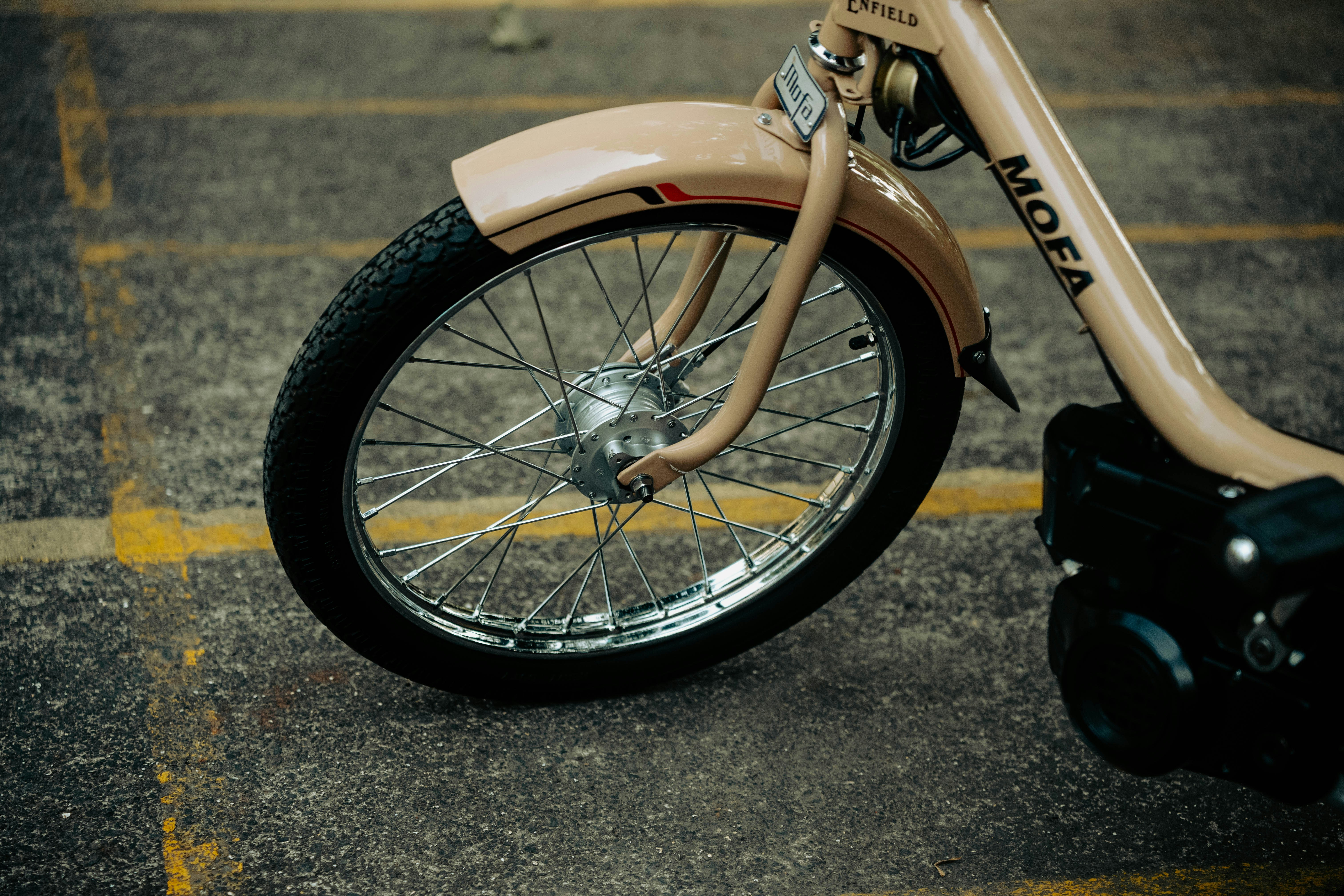 Moped Chrome and Glass: A Quiet Front-Wheel Moment