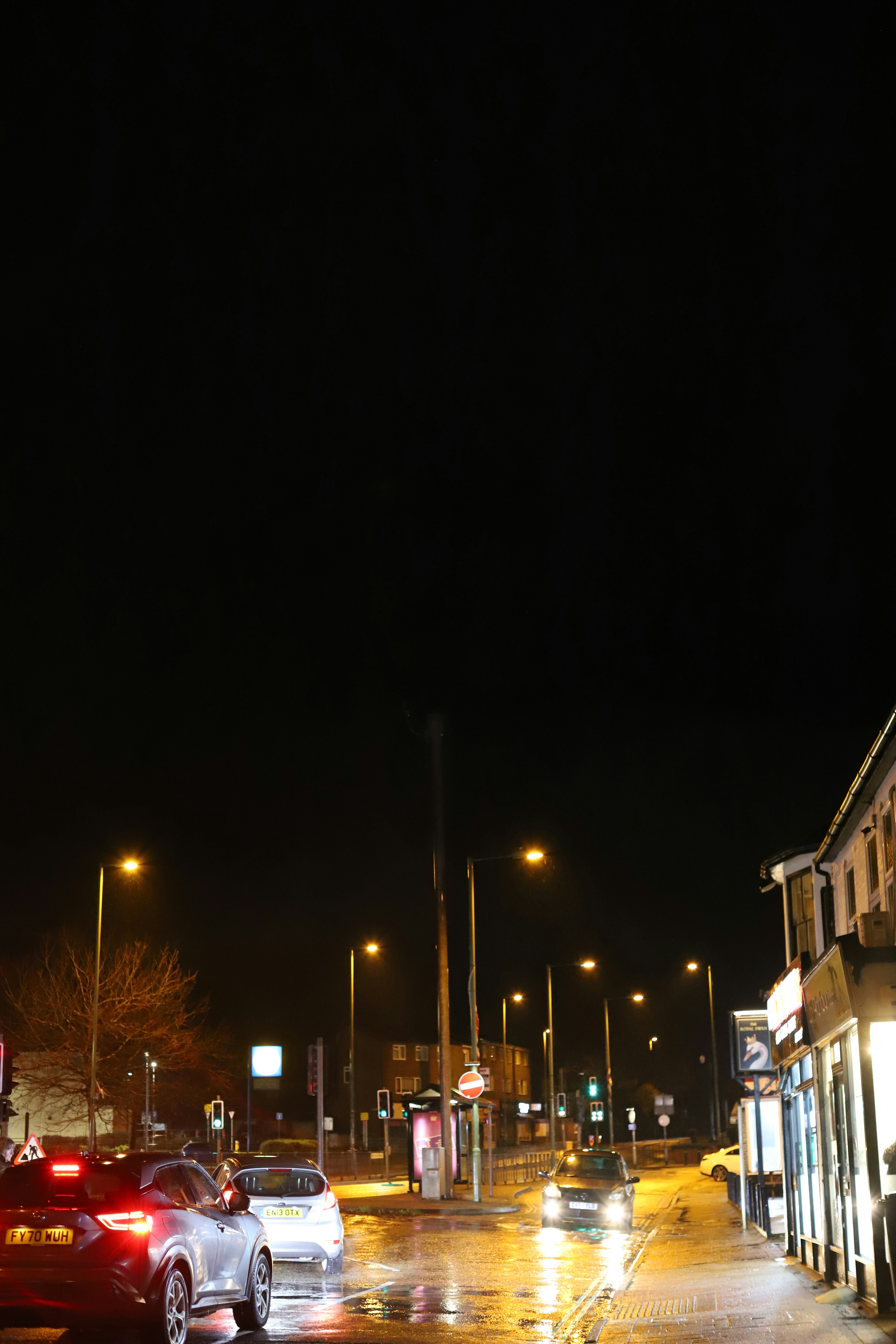 Night Street Pulse: Neon Life Along a Quiet Corridor