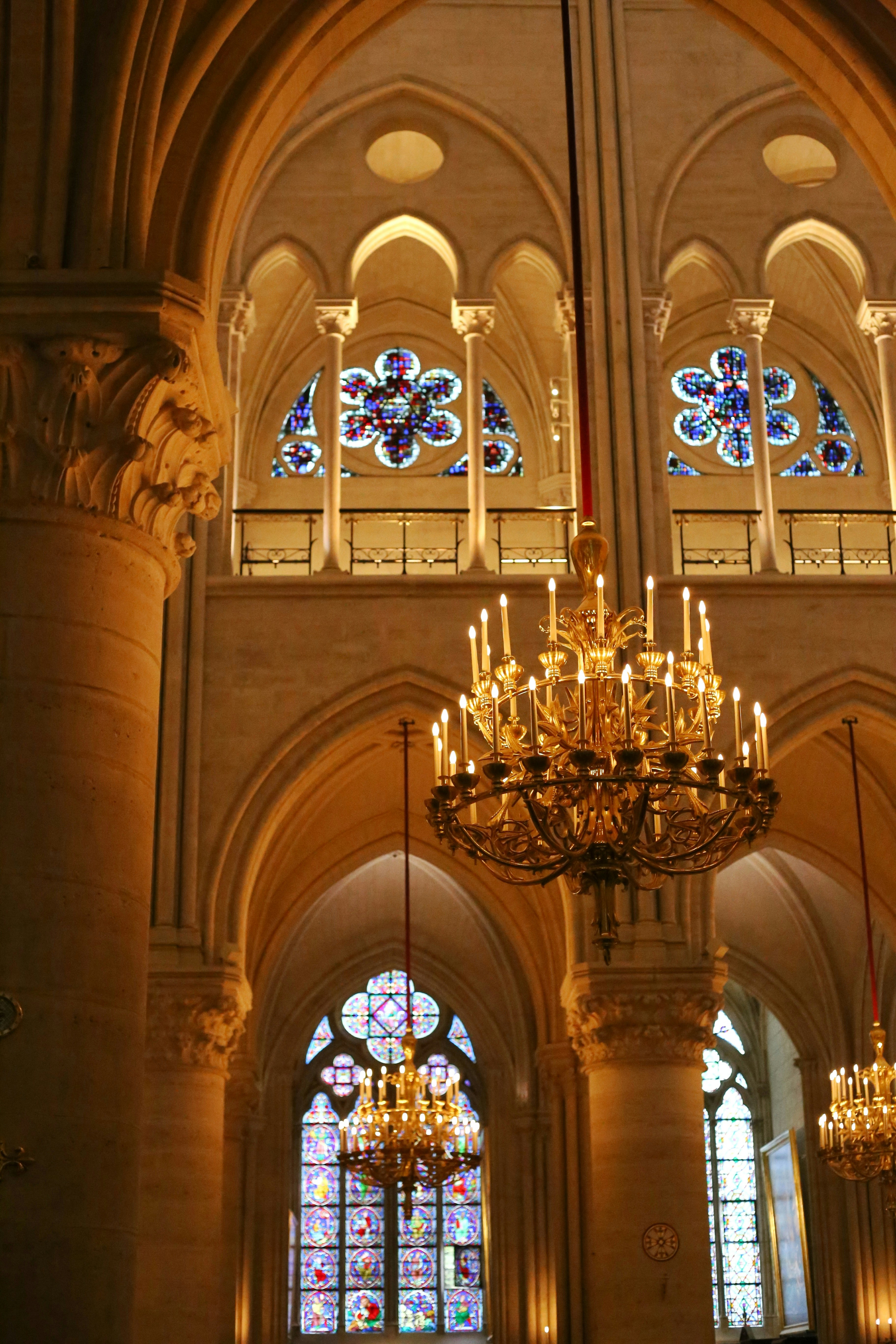 Cathedrals of Light: A Chestnut Interior Framed by Stained-Glass Ornaments