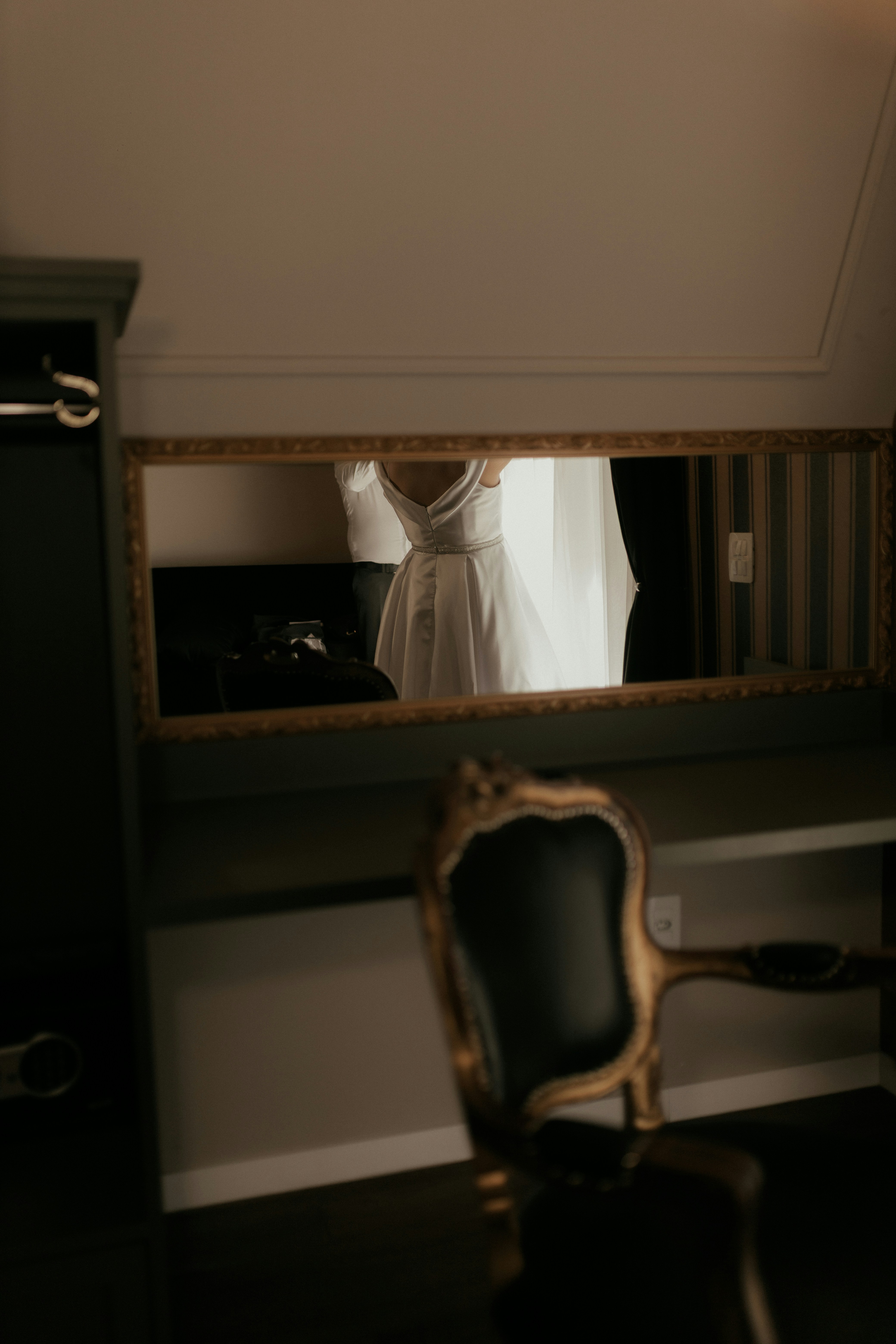 Dress of Quiet Reflection in a Mirror Frame