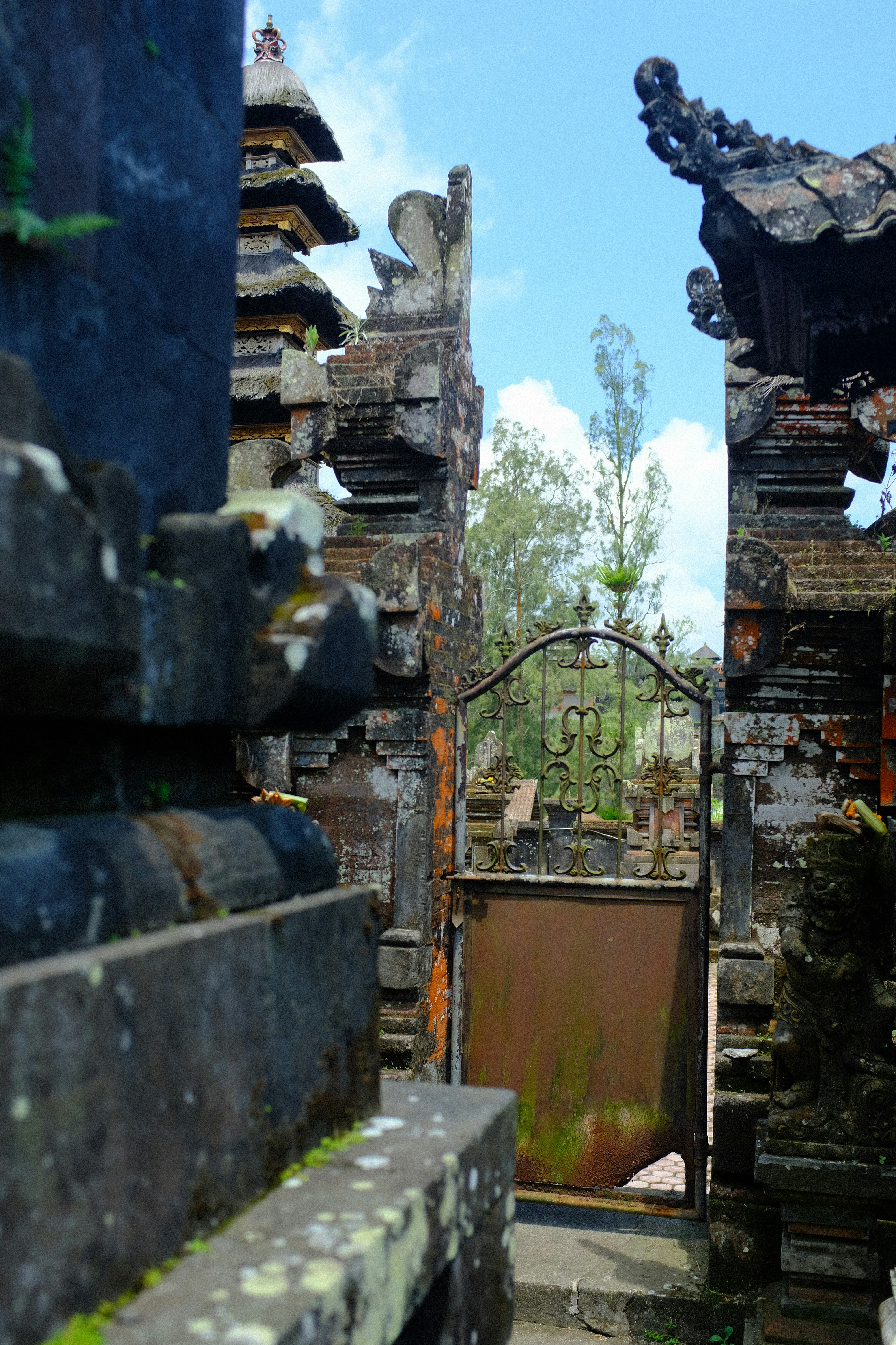 Gate to the Moss-Covered Temple Courtyard