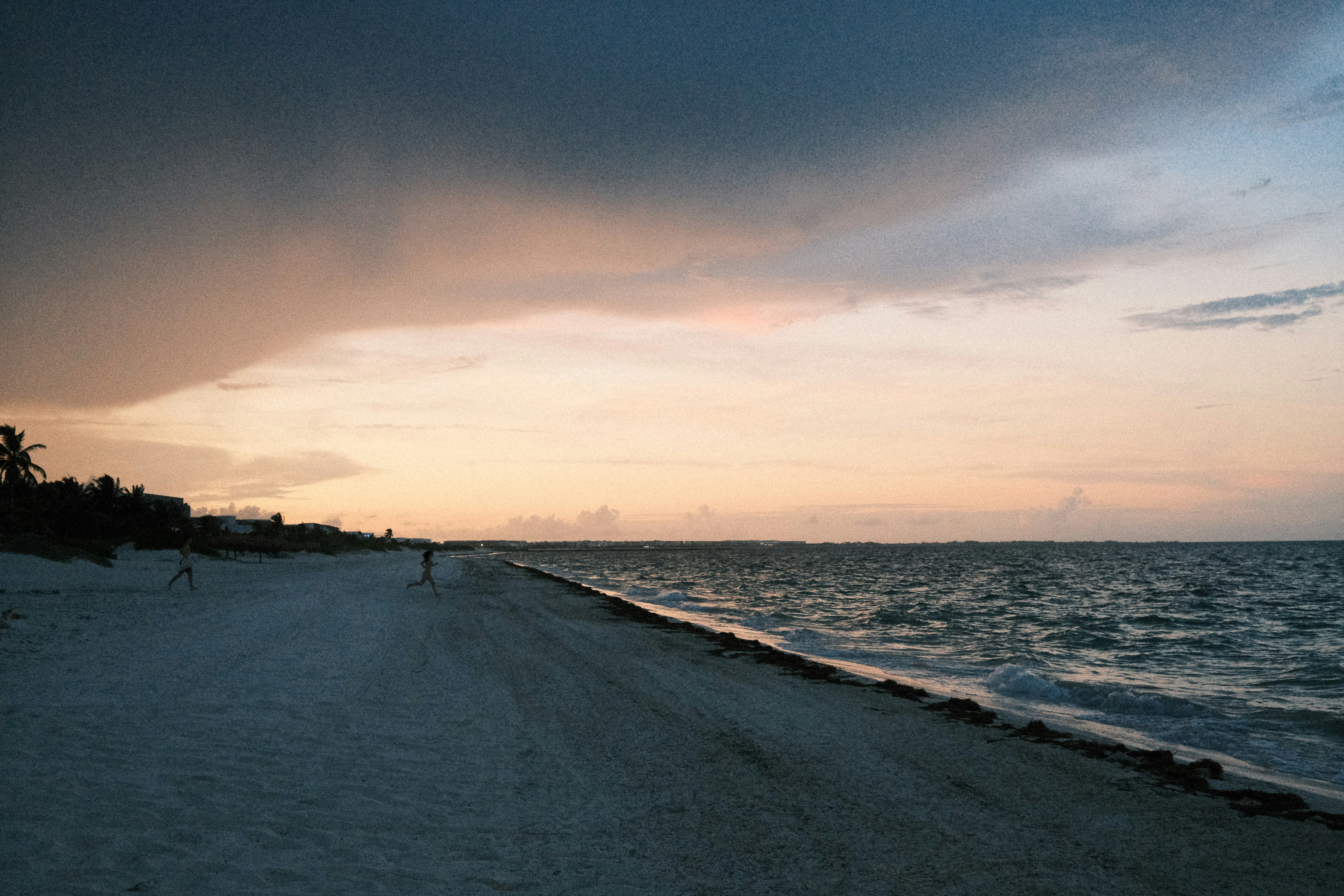 Dusk on the Coral Strand: Horizon Meets Cloudbreak