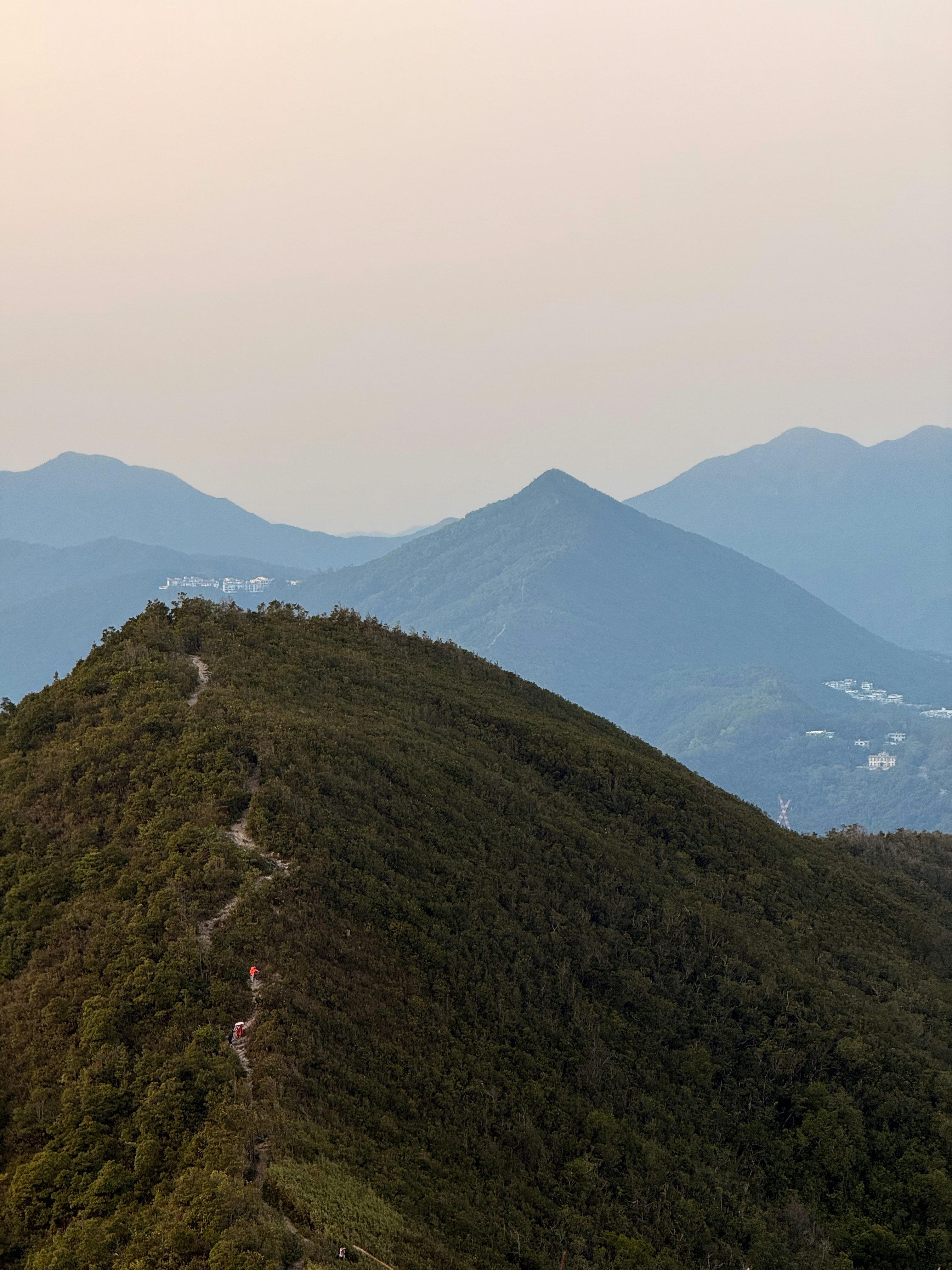 Serpentine Ridge: Climber's Path Across a Quiet Mountain Spine