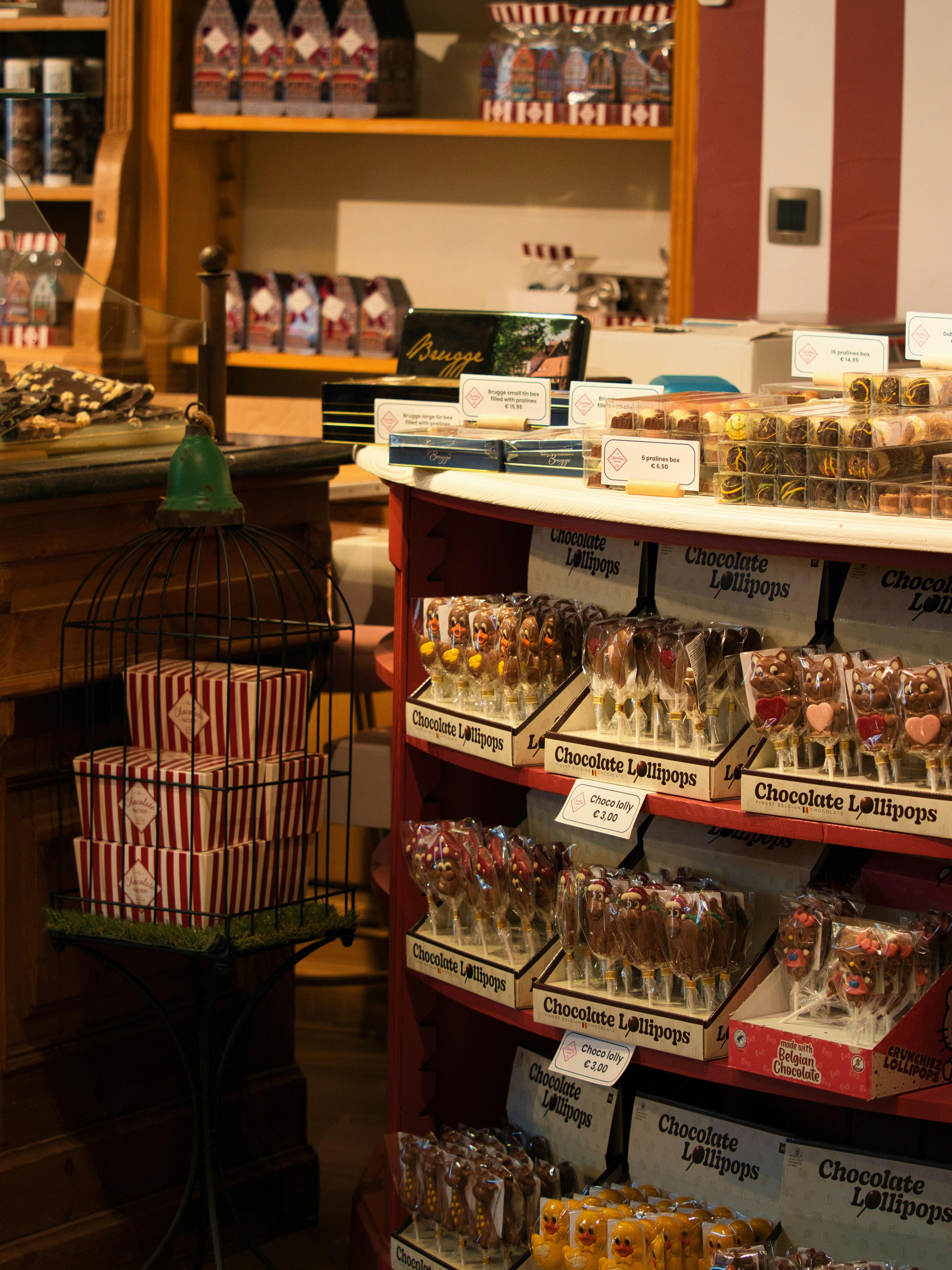Candy Aisle Spotlight: Chocolate Lollipops Beckoning from Shelves