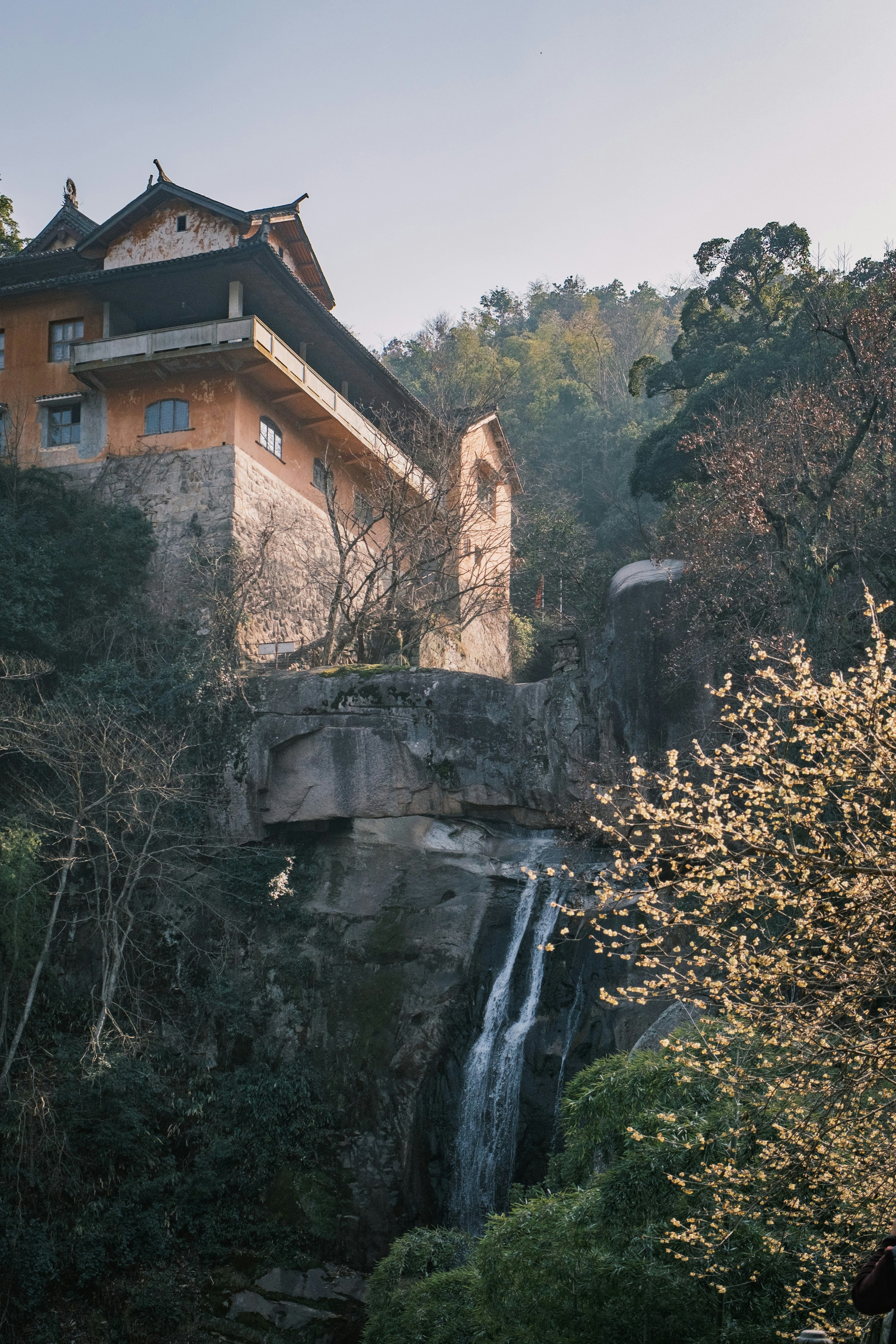Temple Overlook: A Mountain Retreat Beside a Cascading Fall