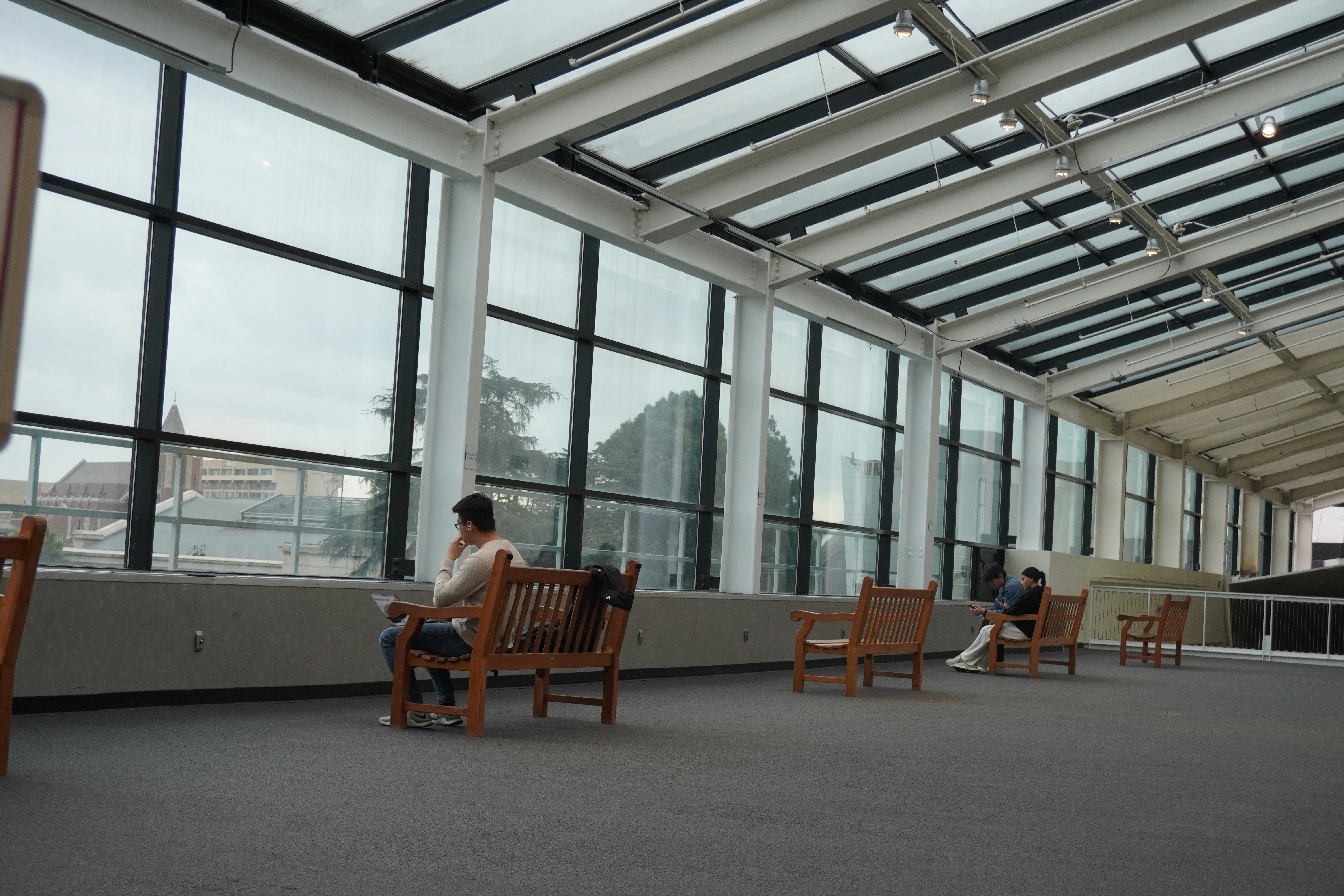 Quiet Windowsill Waiting: A Lisbon-like sky garden with distant readers