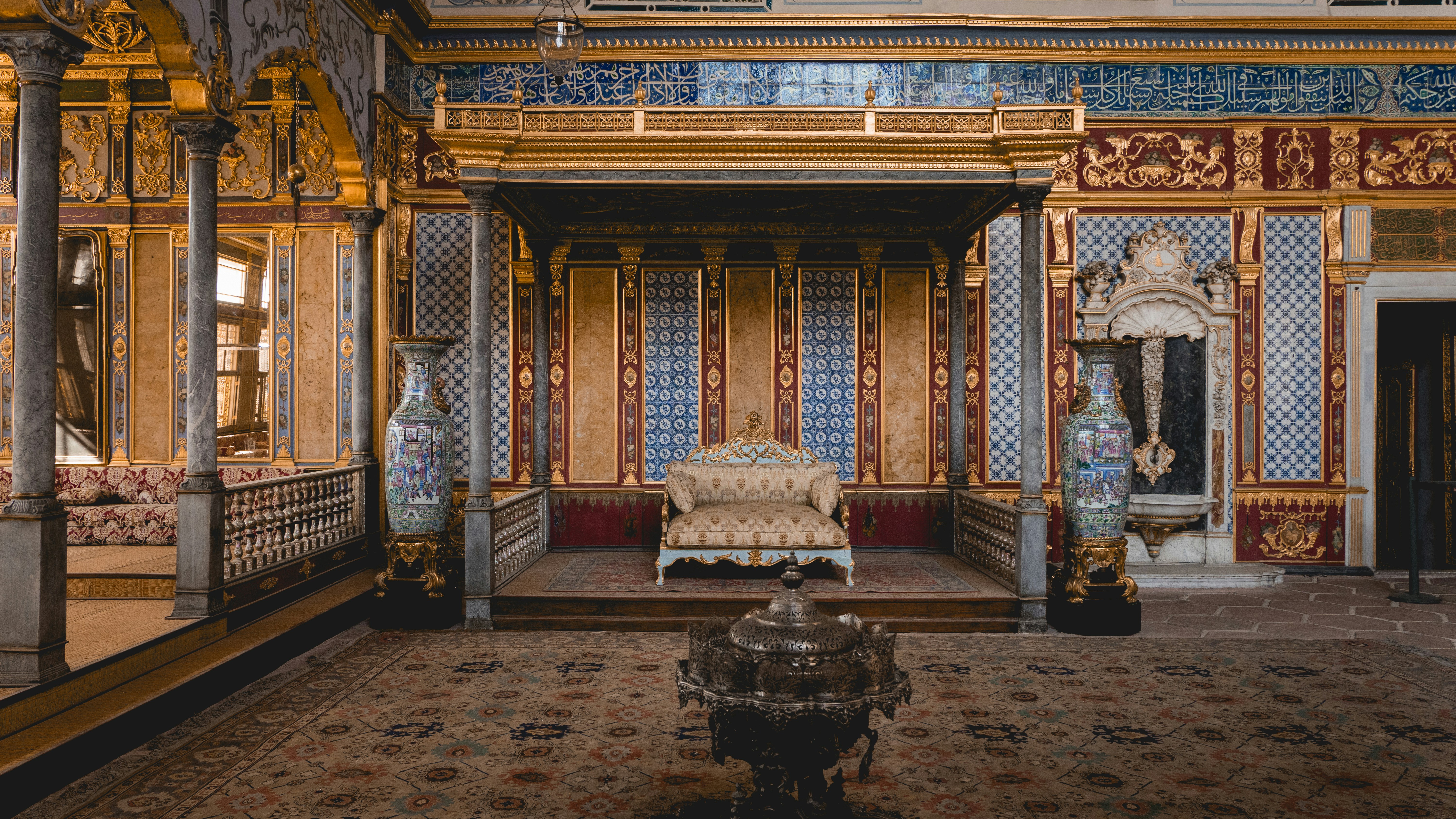 Royal Chamber: A Carved Canopy Room with Ornate Tilework