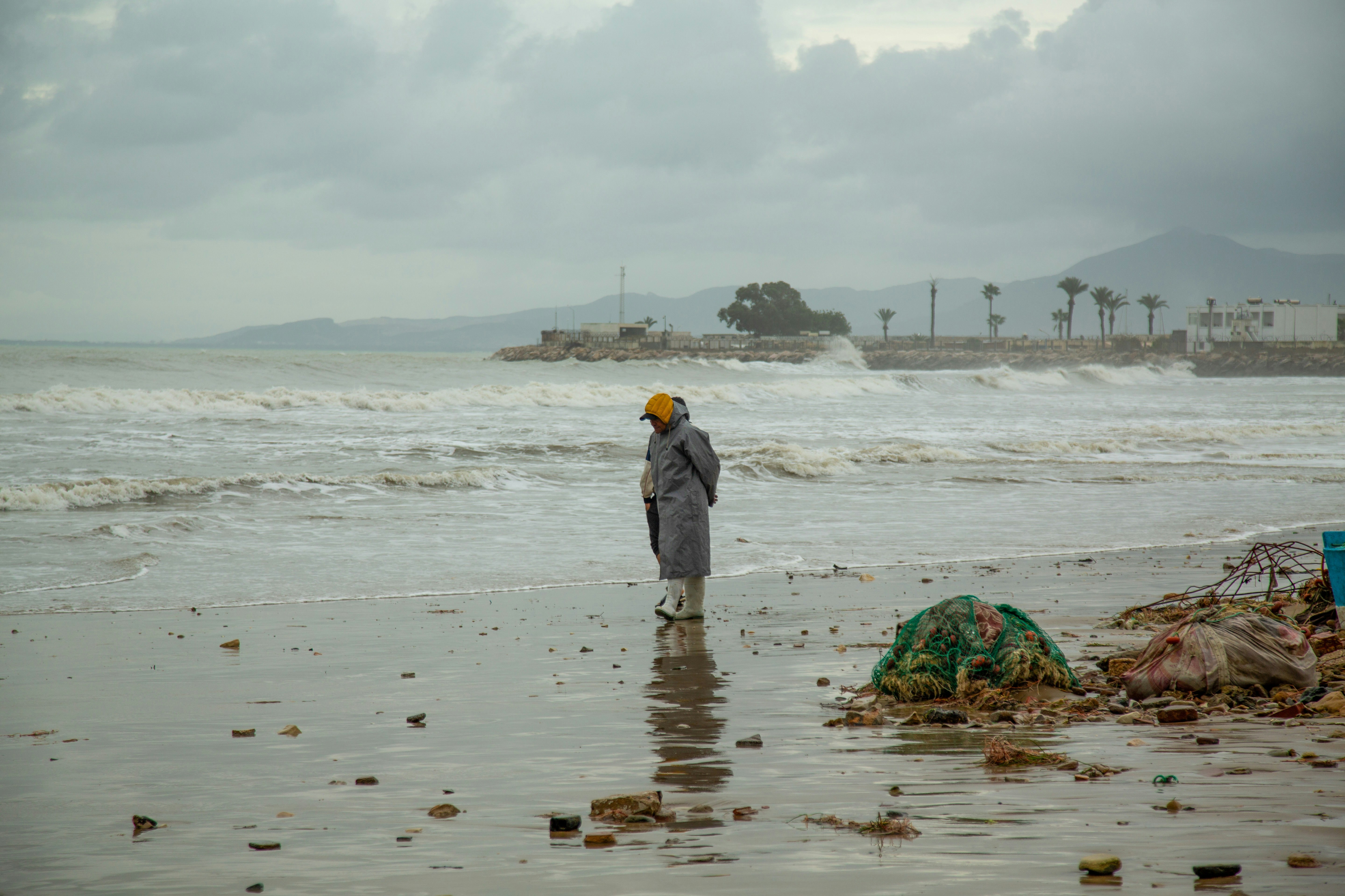 Lonely Alchemy of Shoreline Drizzle