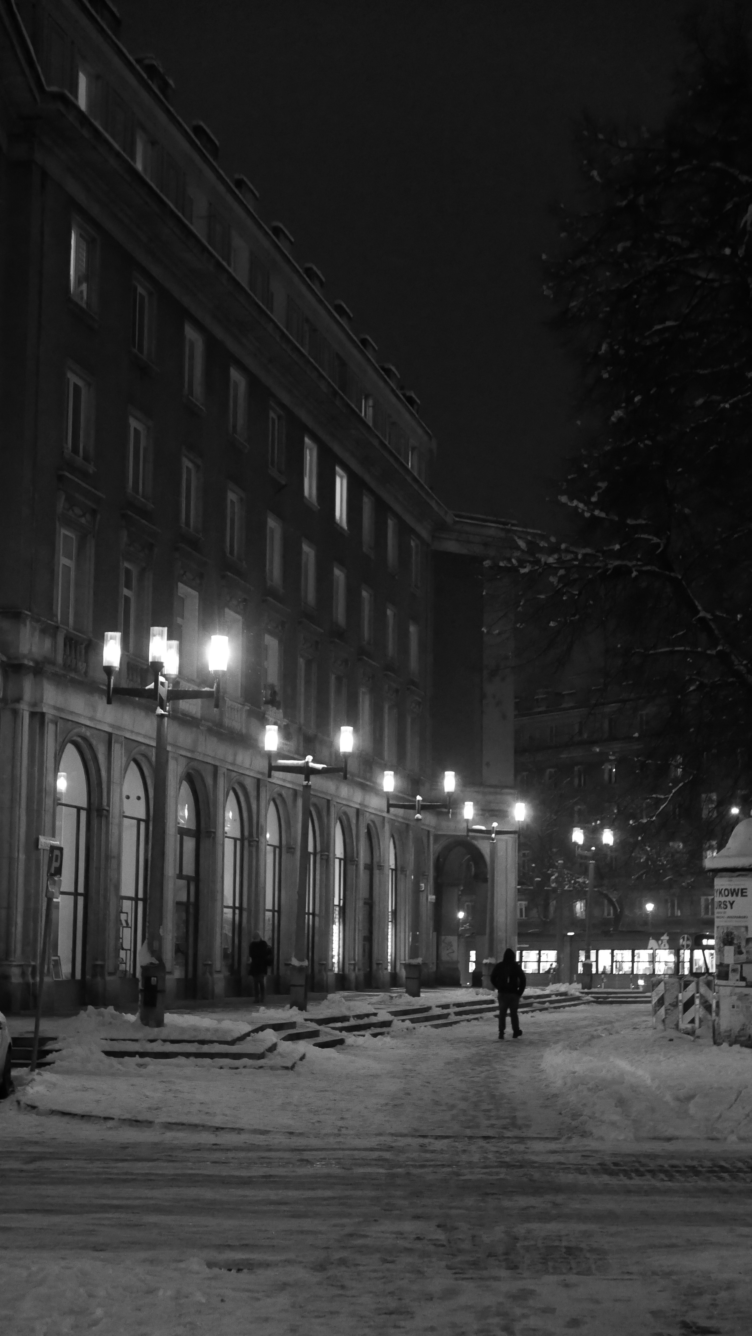 Snowlit Street Lanterns: Quiet Night by the City Edges