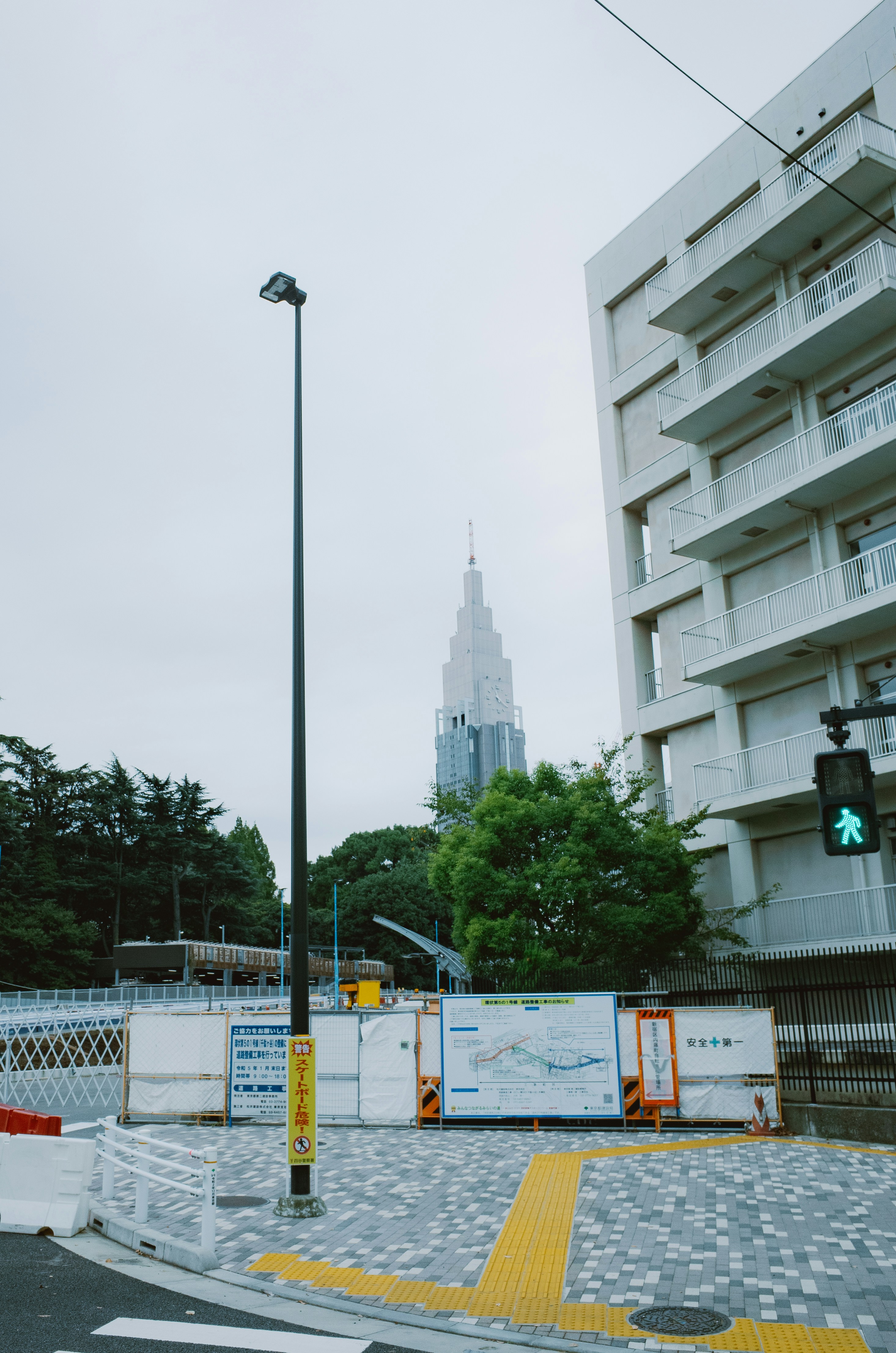 City Corner:Tower Ridge Emerges Beyond Construction