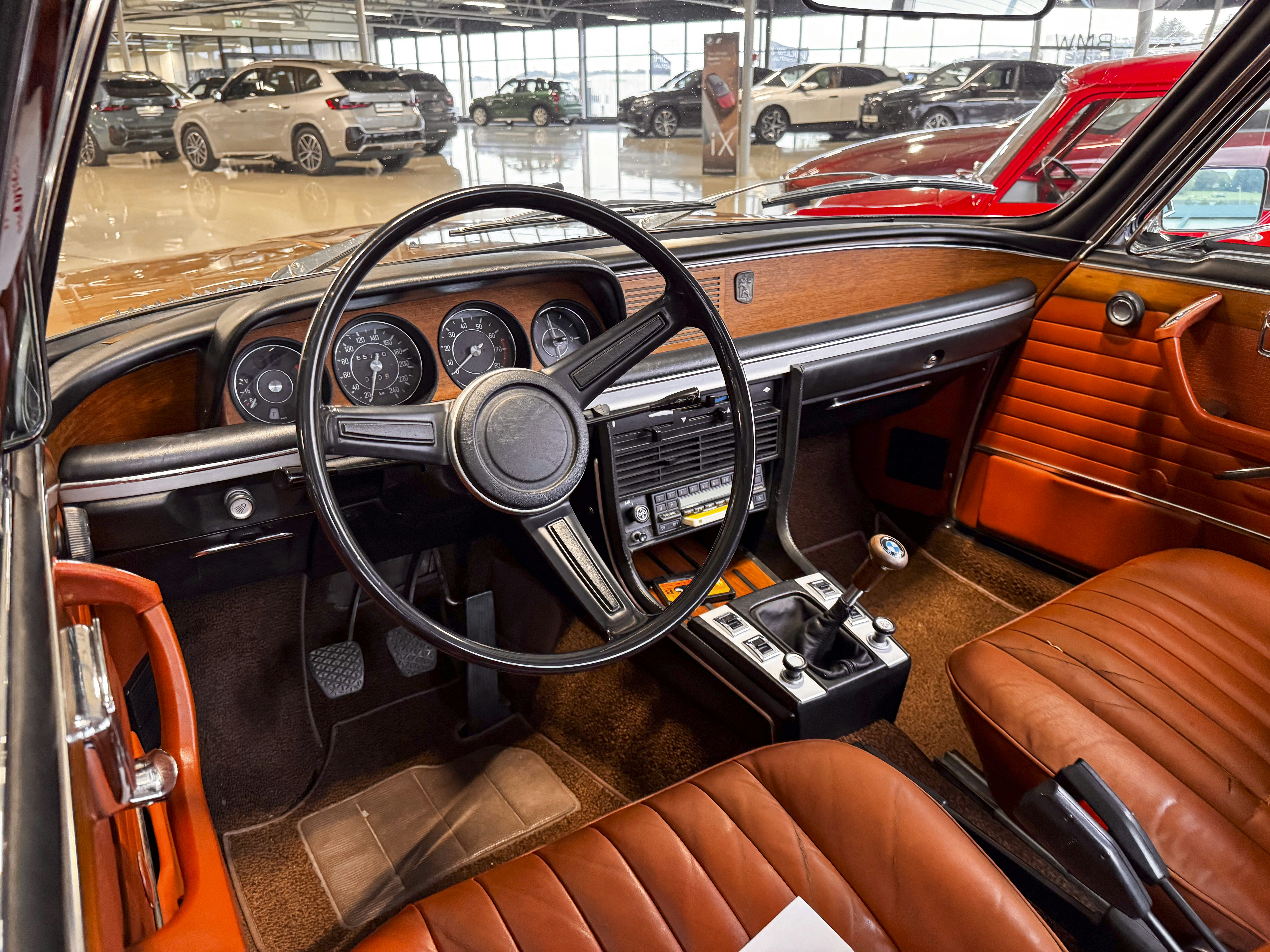 Classic Car Cabin: A Walnut Dash and Leather Reign