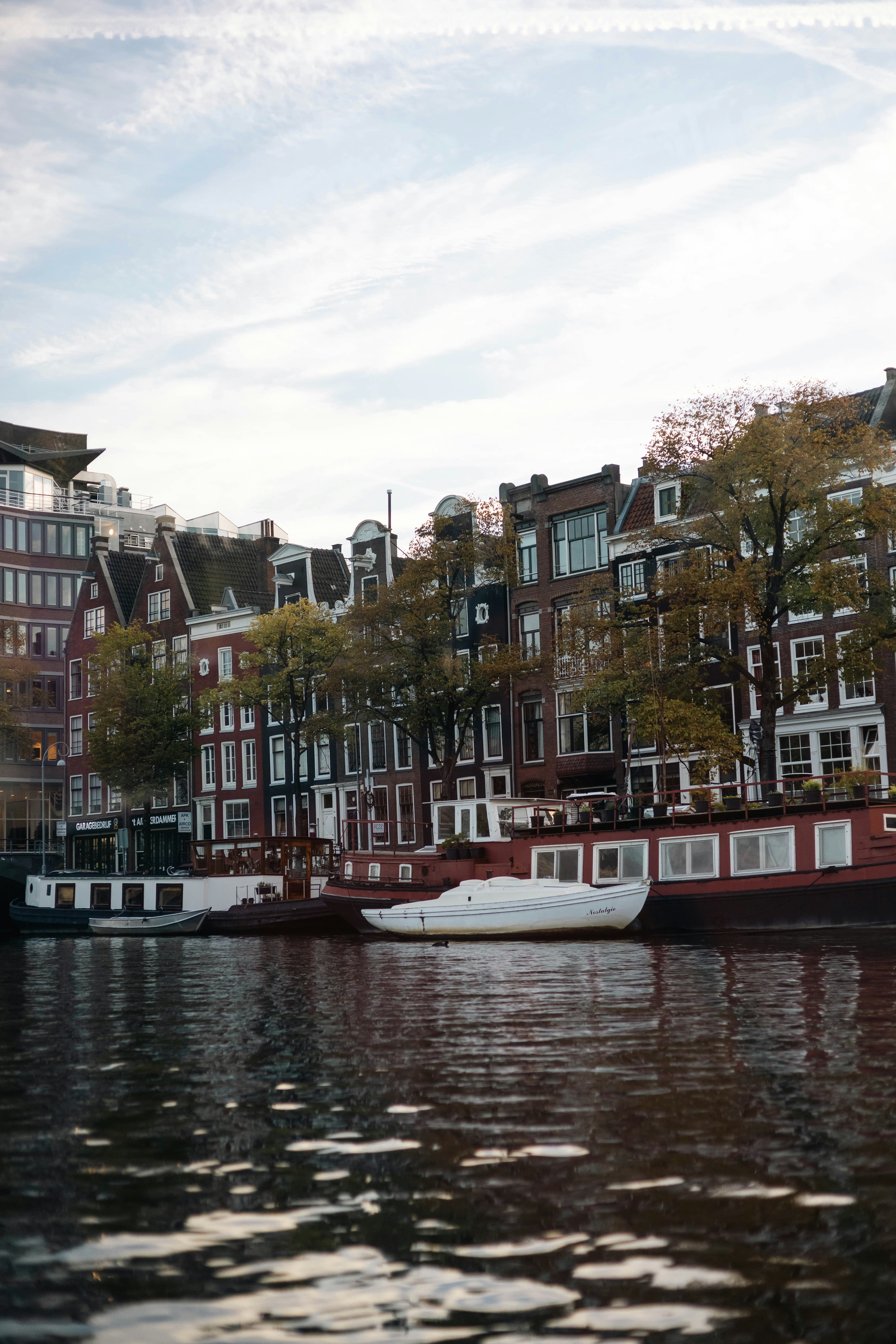 Canalfront Facades Beneath a Quiet Sky