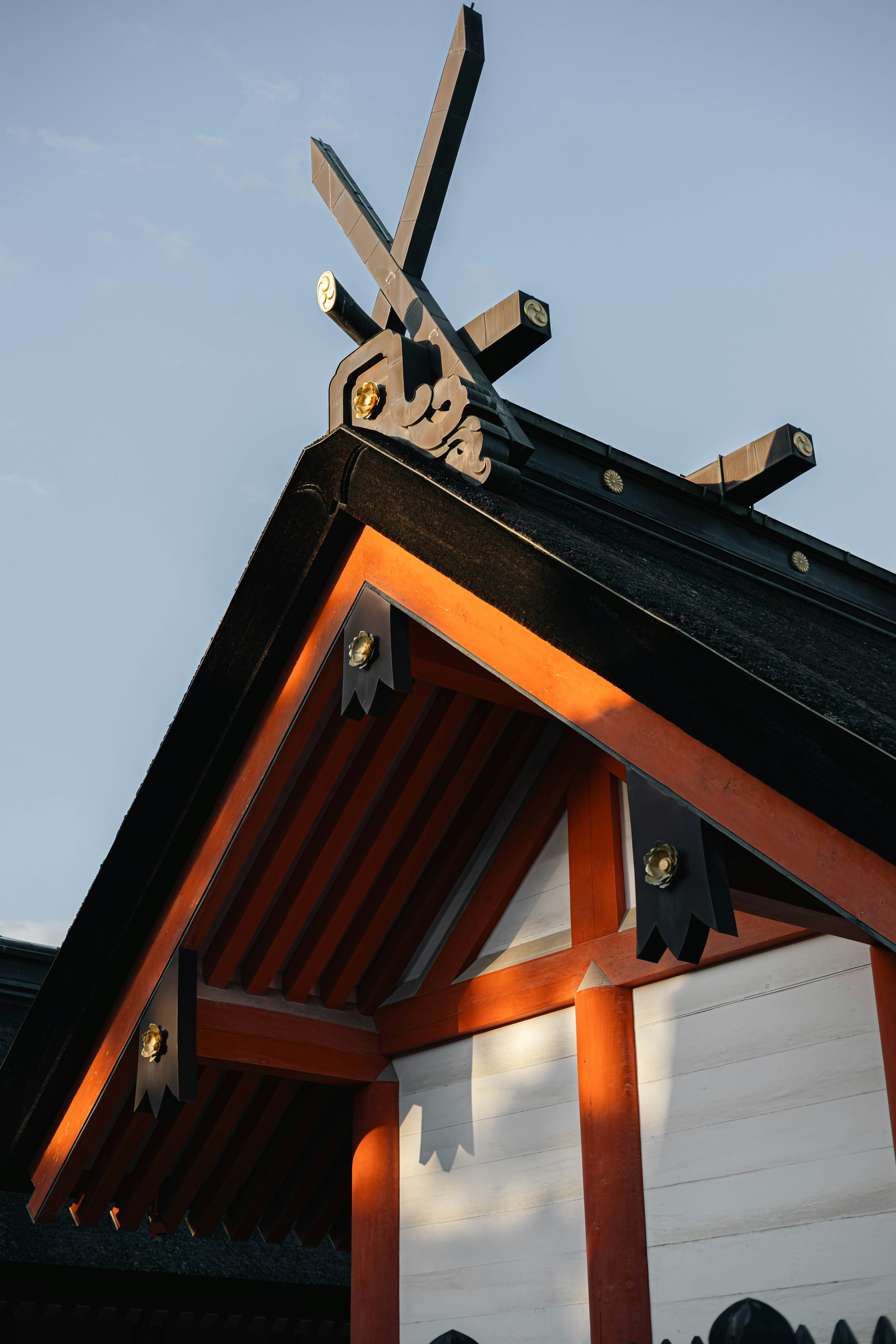 Architectural Torch: A Rooftop Peak of Japanese-inspired Craft