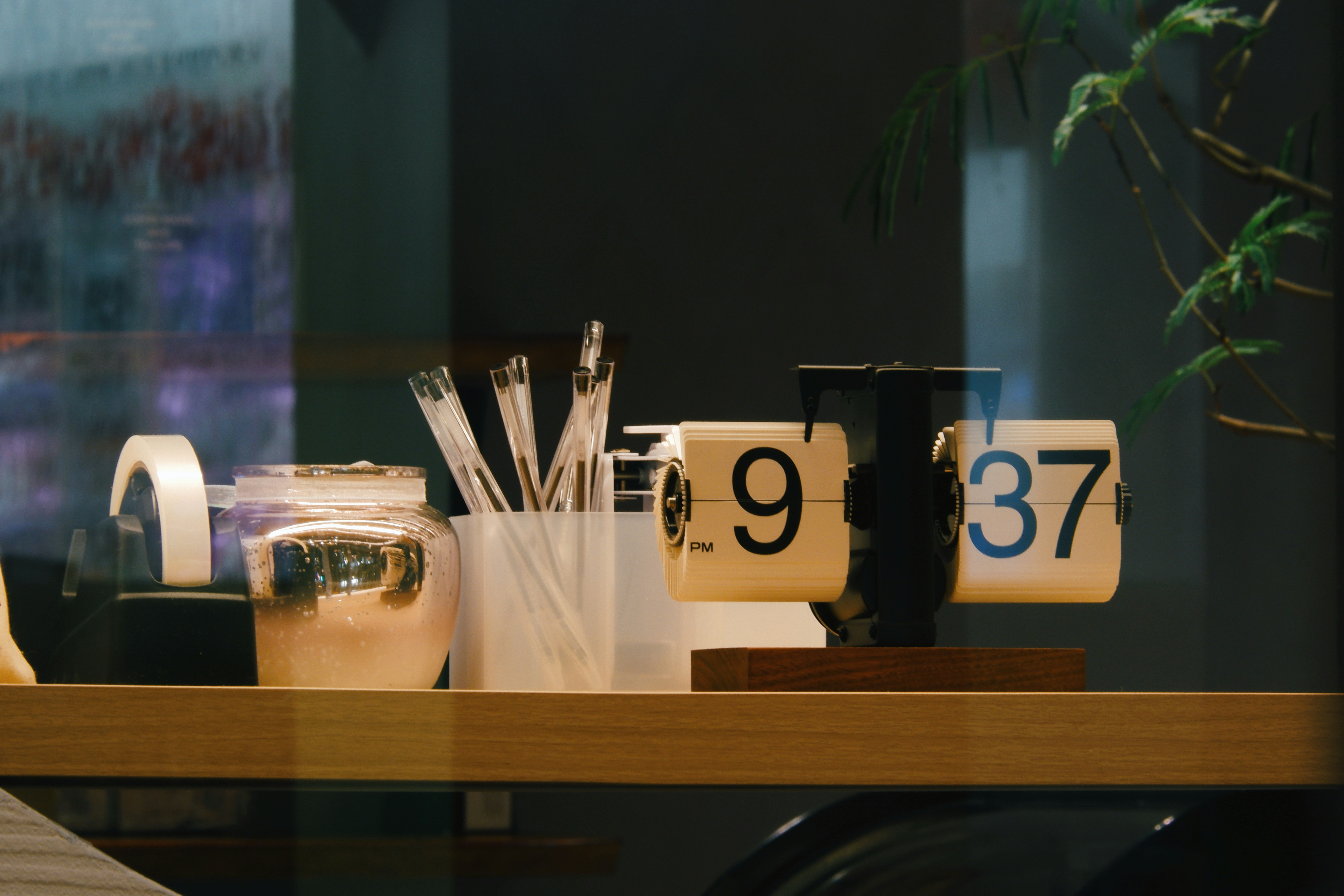 Timeless Desk: A Roll-Top of Timekeeping and Tools