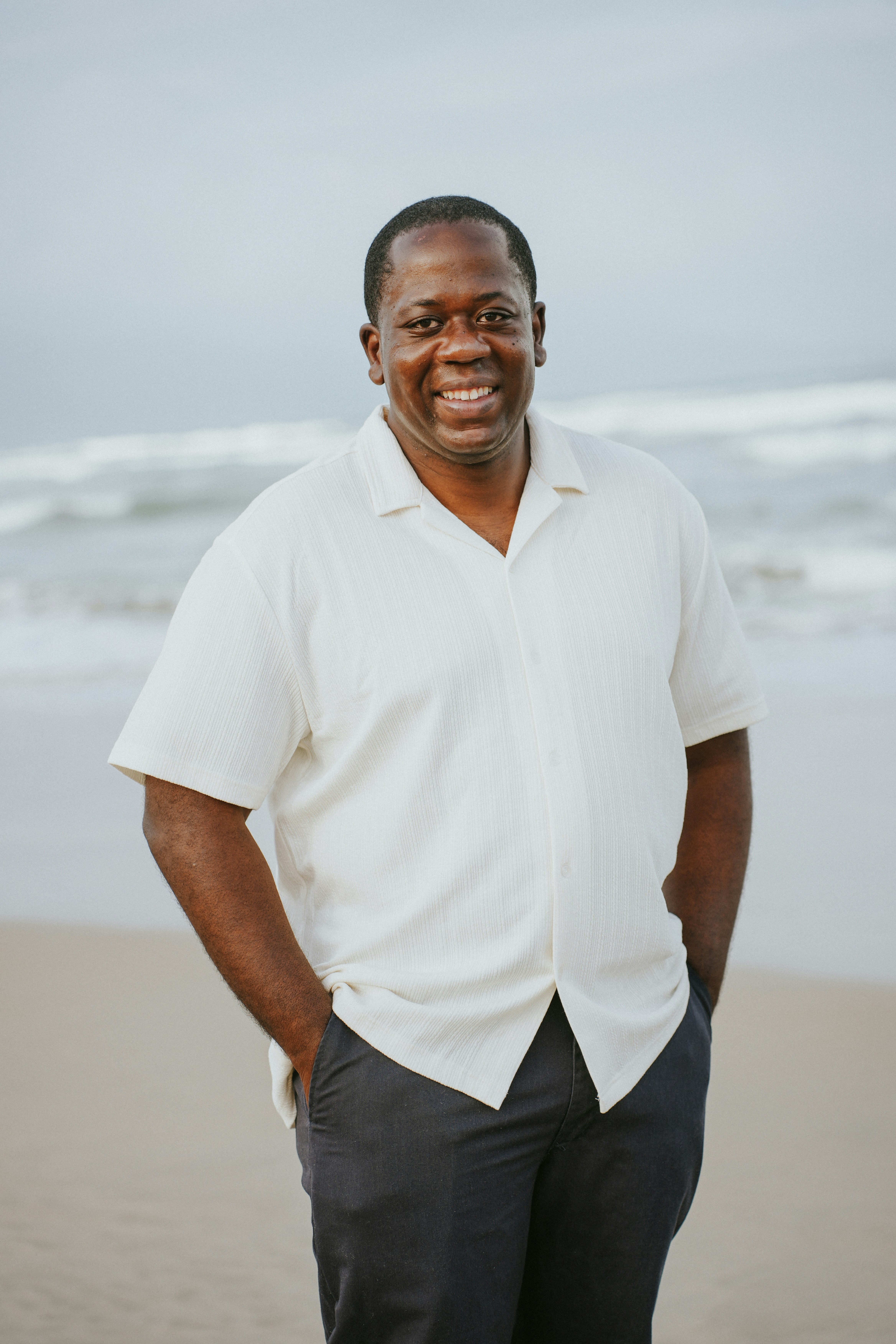 Coastal Confidence: A Relaxed Portrait on the Shore
