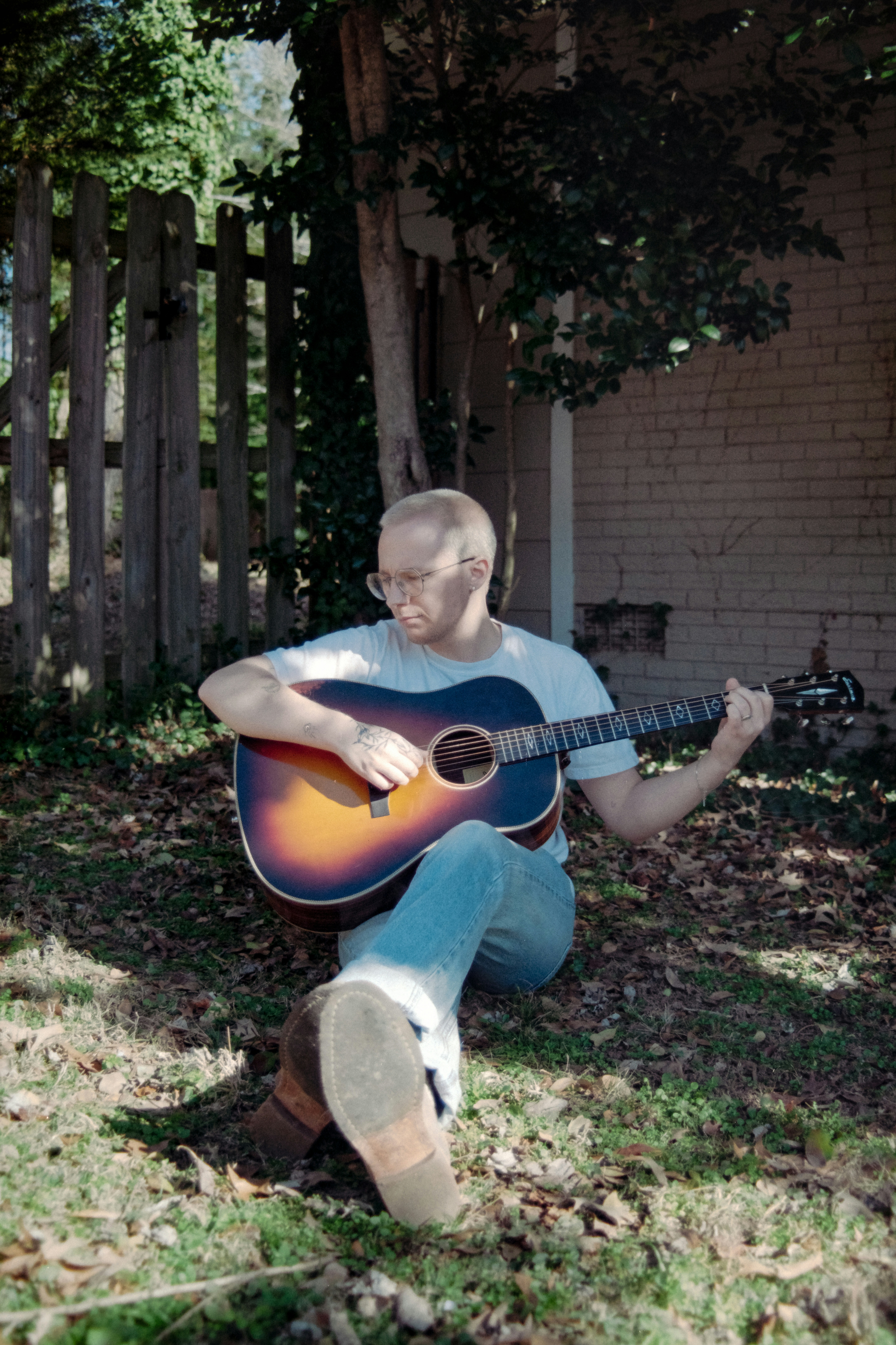 Acoustic Evening: Quiet Guitar in the Sunlit Yard