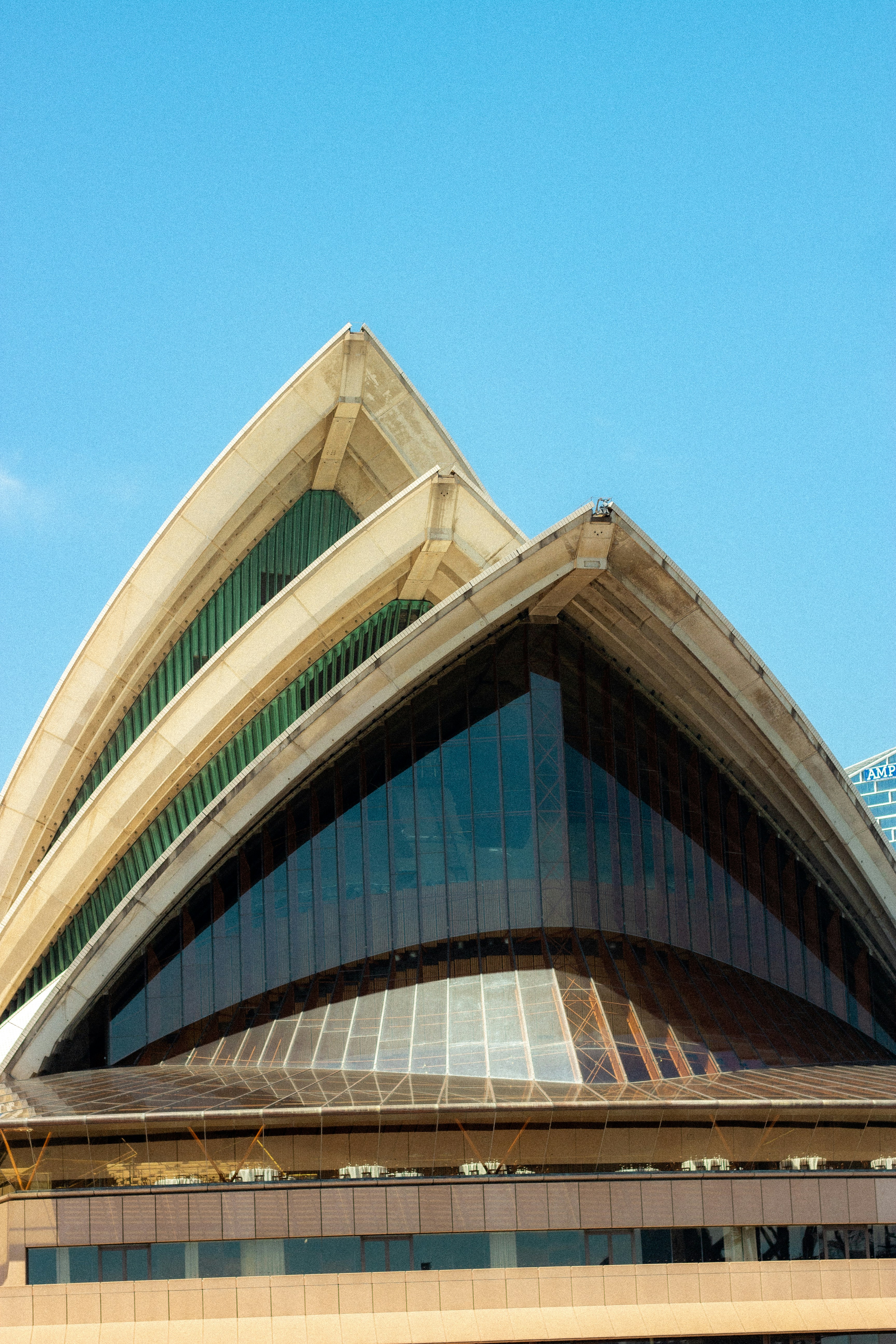 Arc of Glass and Stone: The Sydney Opera House Shoreline