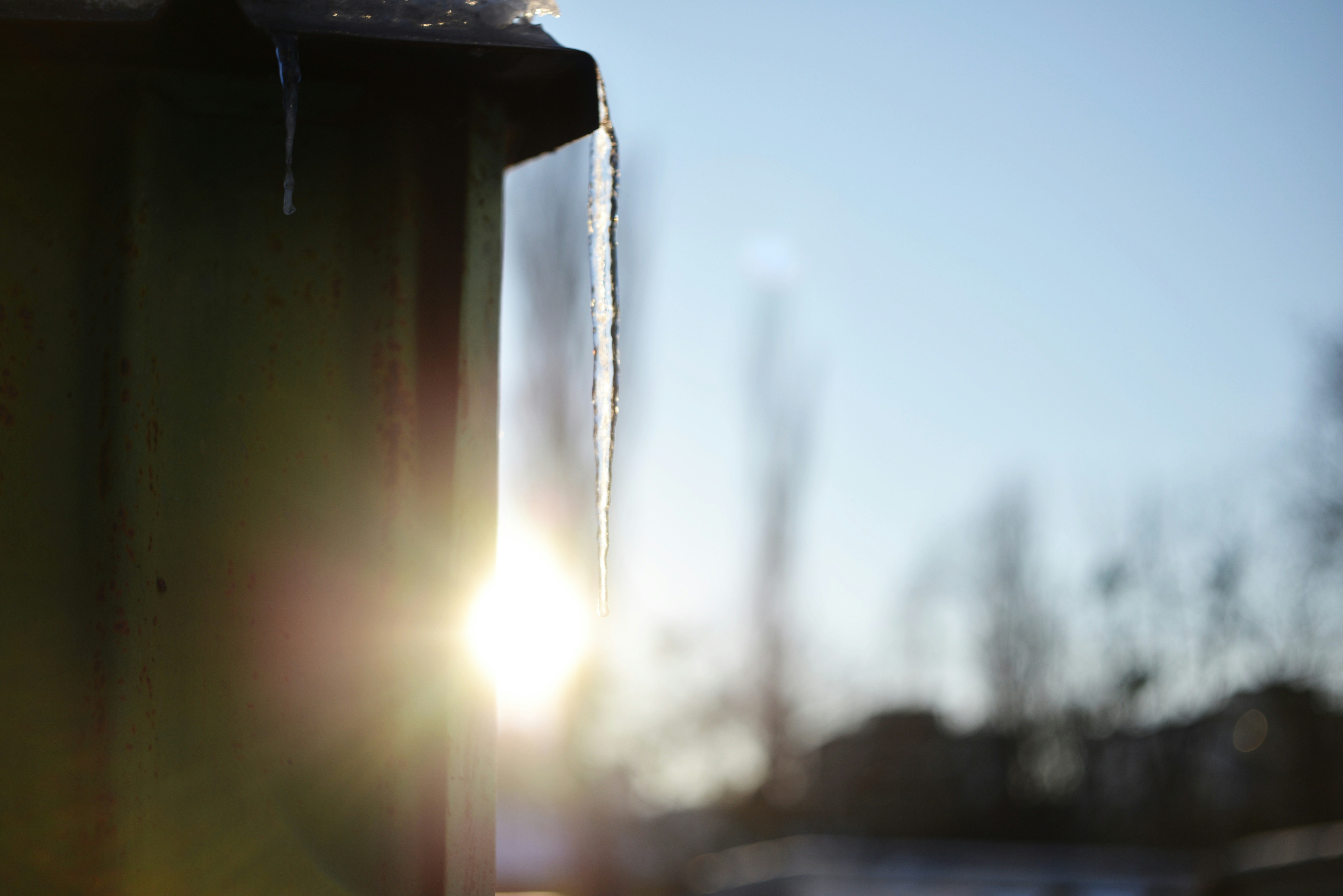 Sunlit Edge: A Break in the Structure