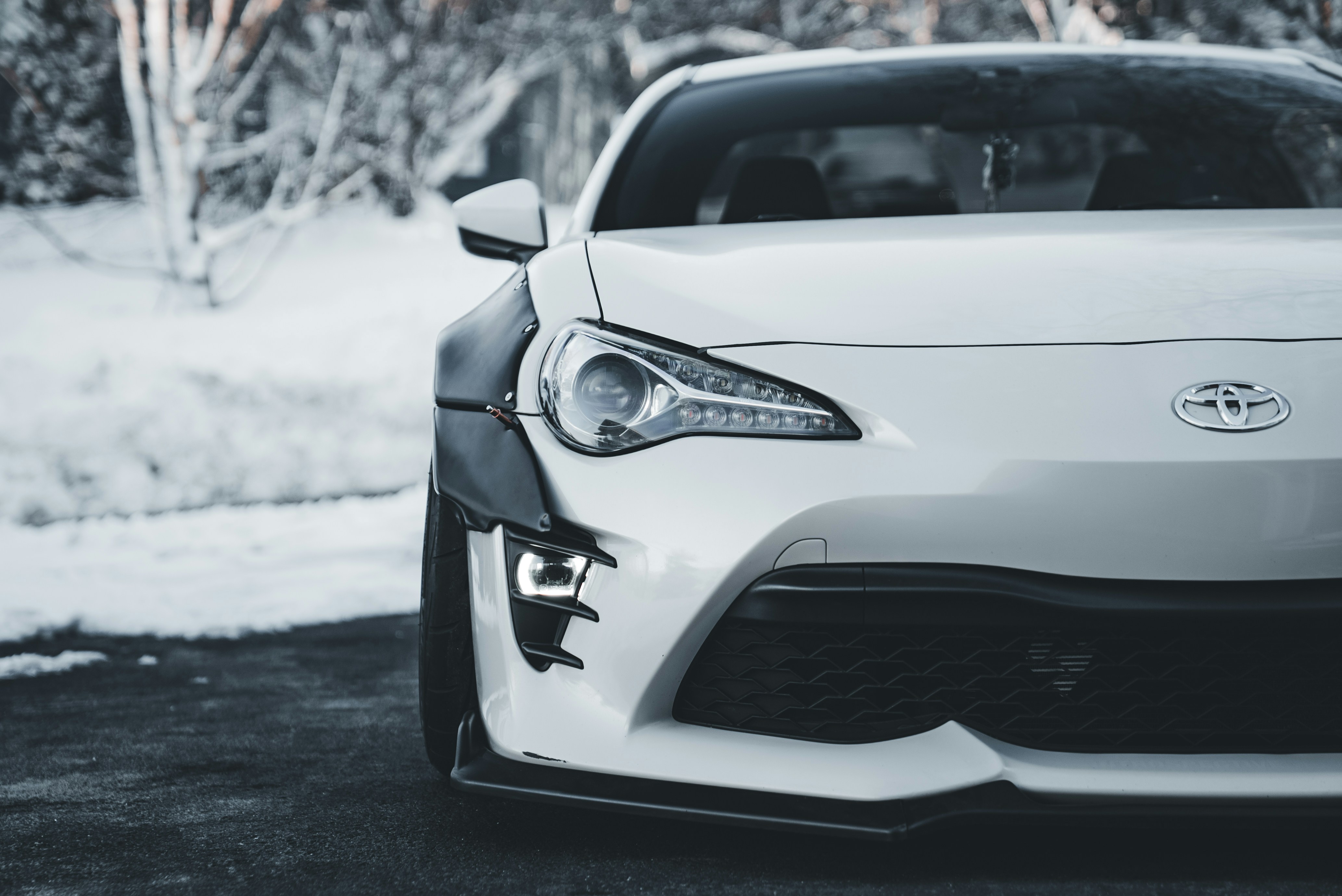 Front-left Focus: The Toyota 86's Grasp of Winter Light