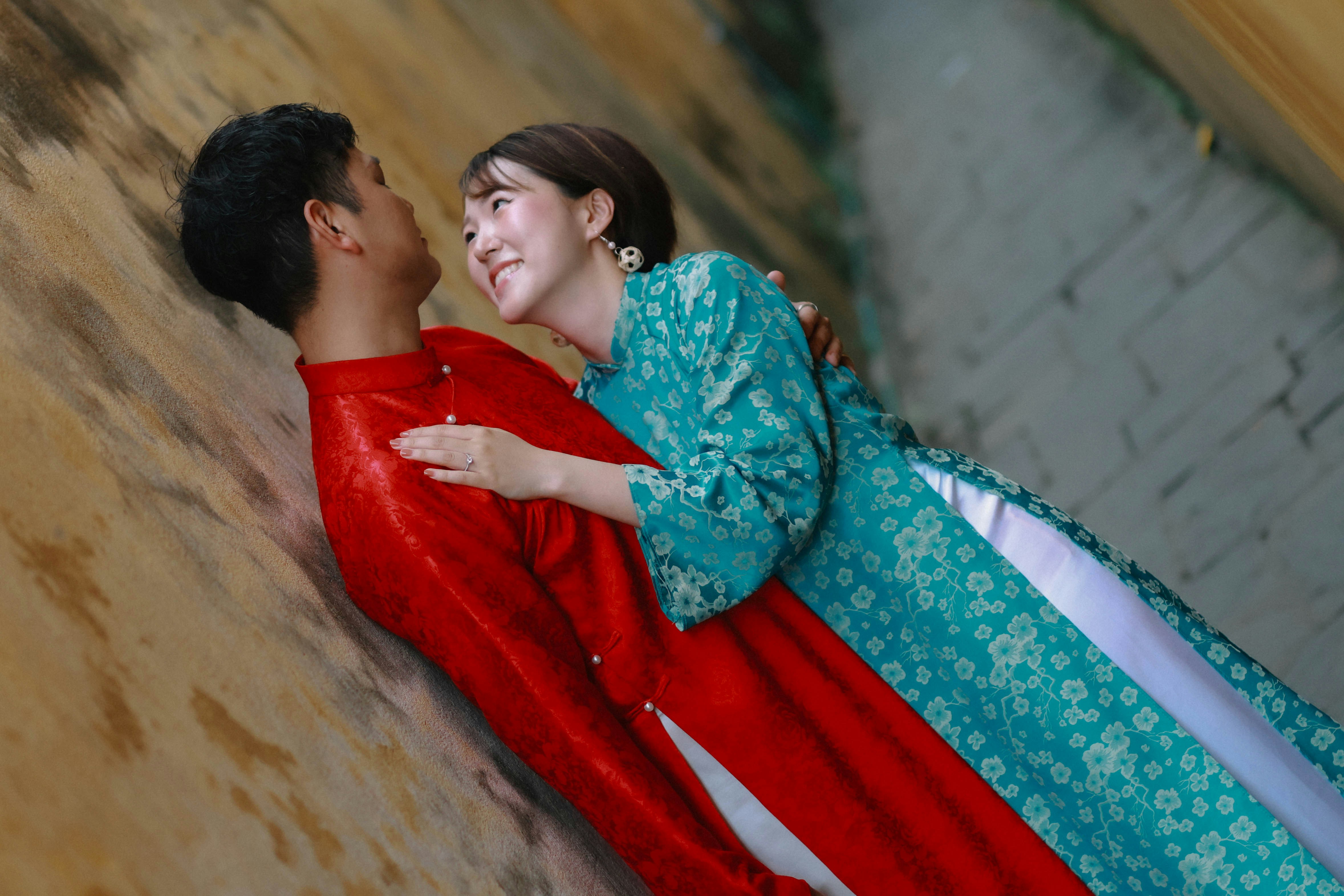 Close-leaned Happiness: A Moment of Shared Laughter in Color